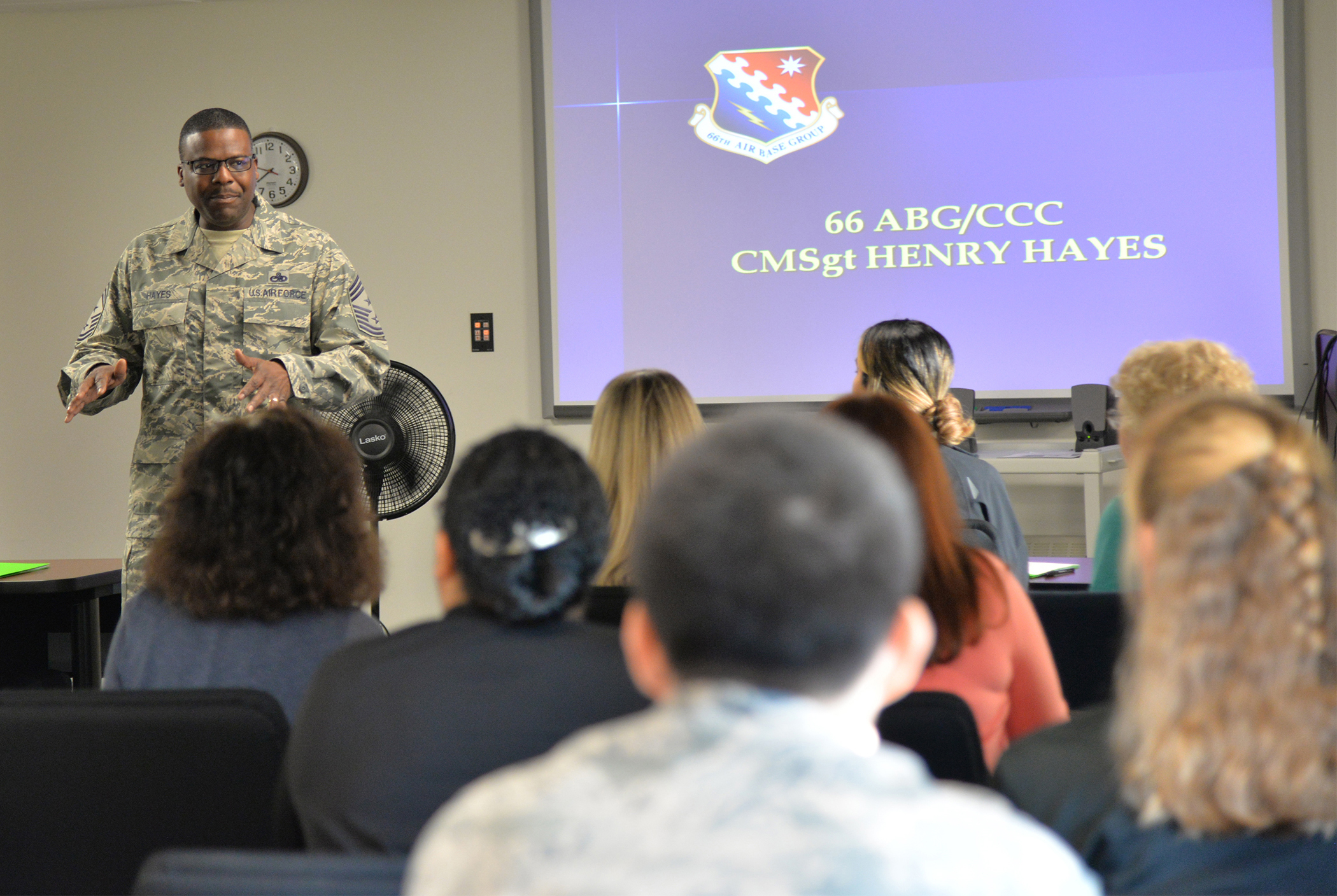 Hanscom newcomers attend welcome > Hanscom Air Force Base > Article Display