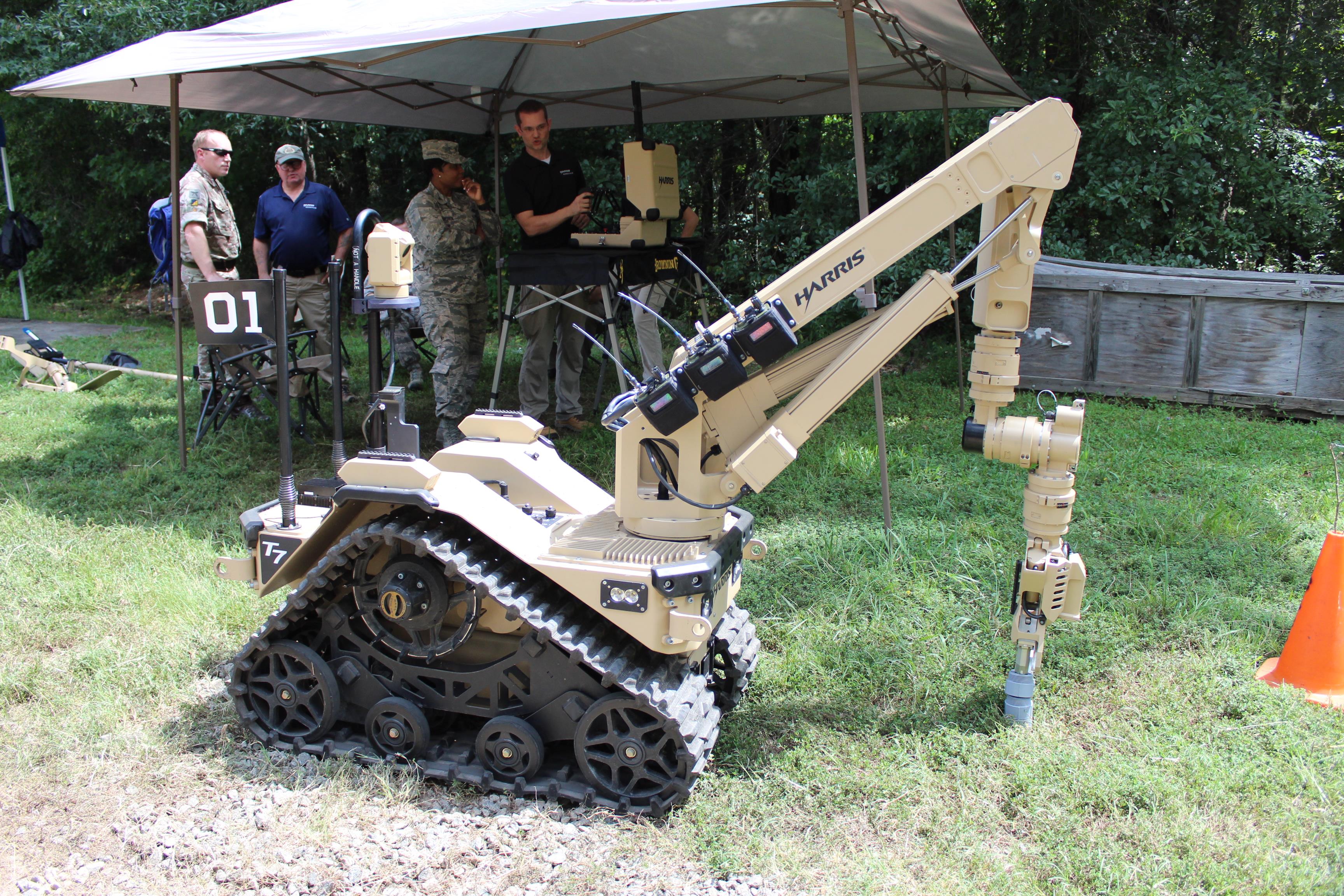 2017 Robot Rodeo wrangles advanced EOD technology > Shaw Air Force Base ...