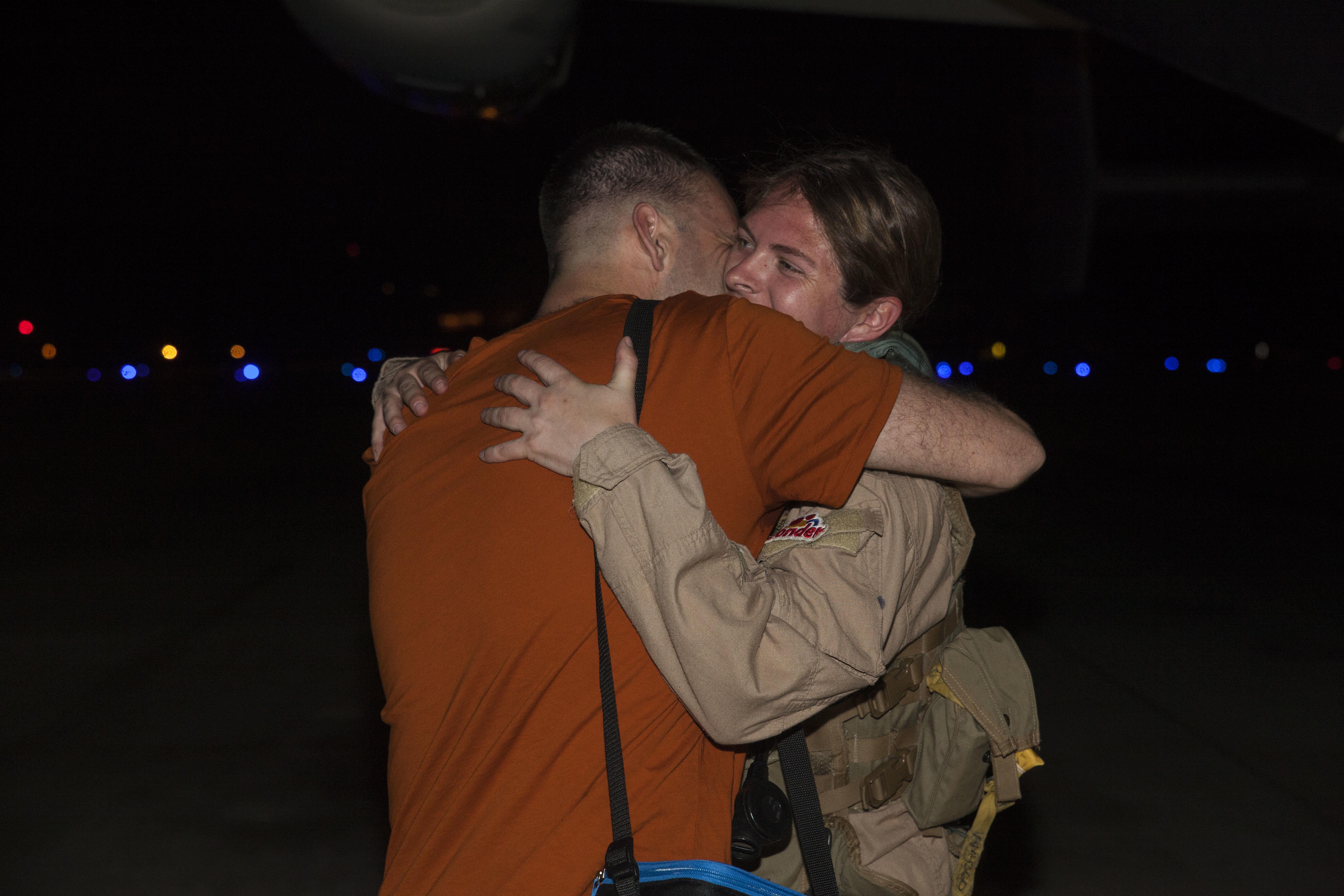 Hawaii Marines with VMM-268 come home from deployment > Marine Corps ...