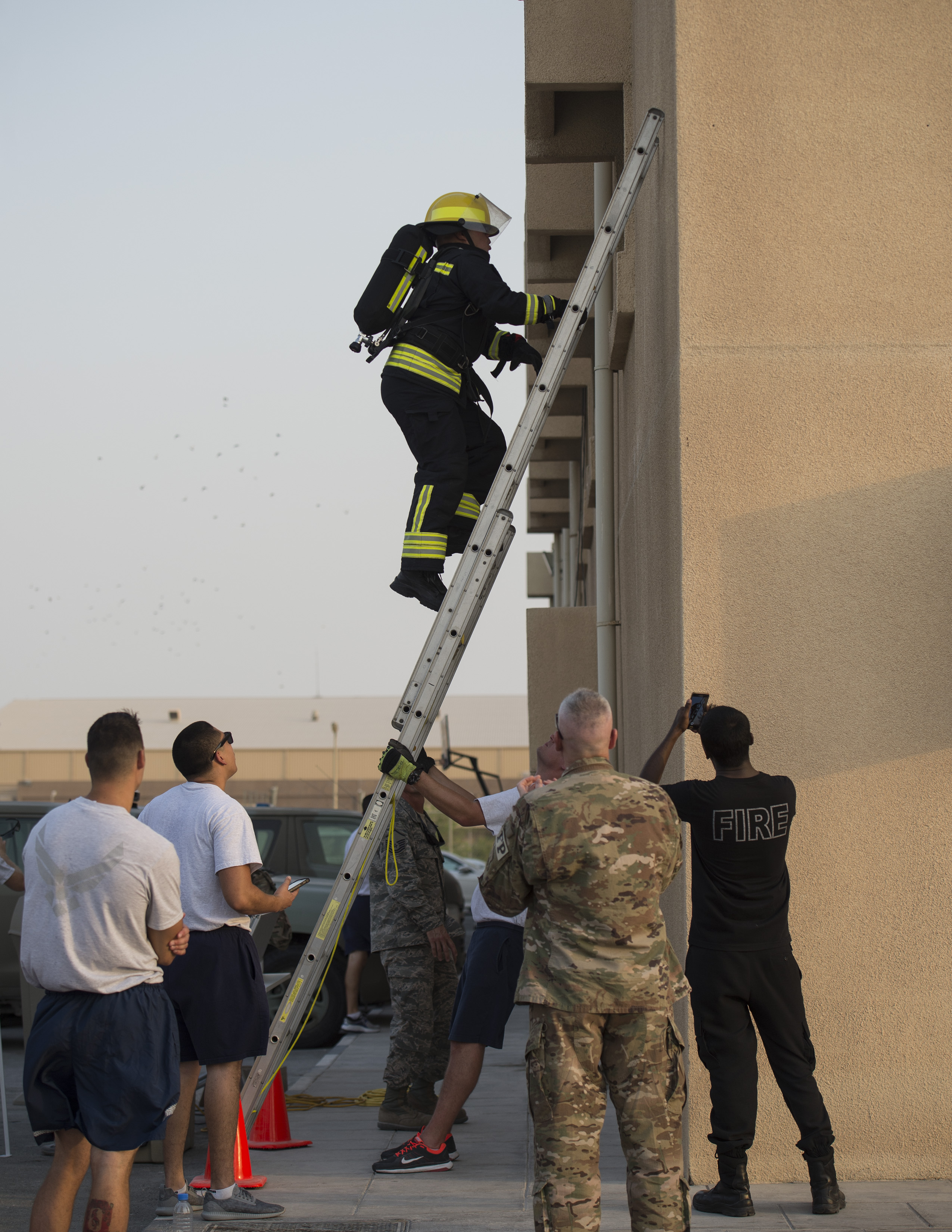 Firefighters with the U.S. Air Force and Qatar Emiri Air Force complete ...