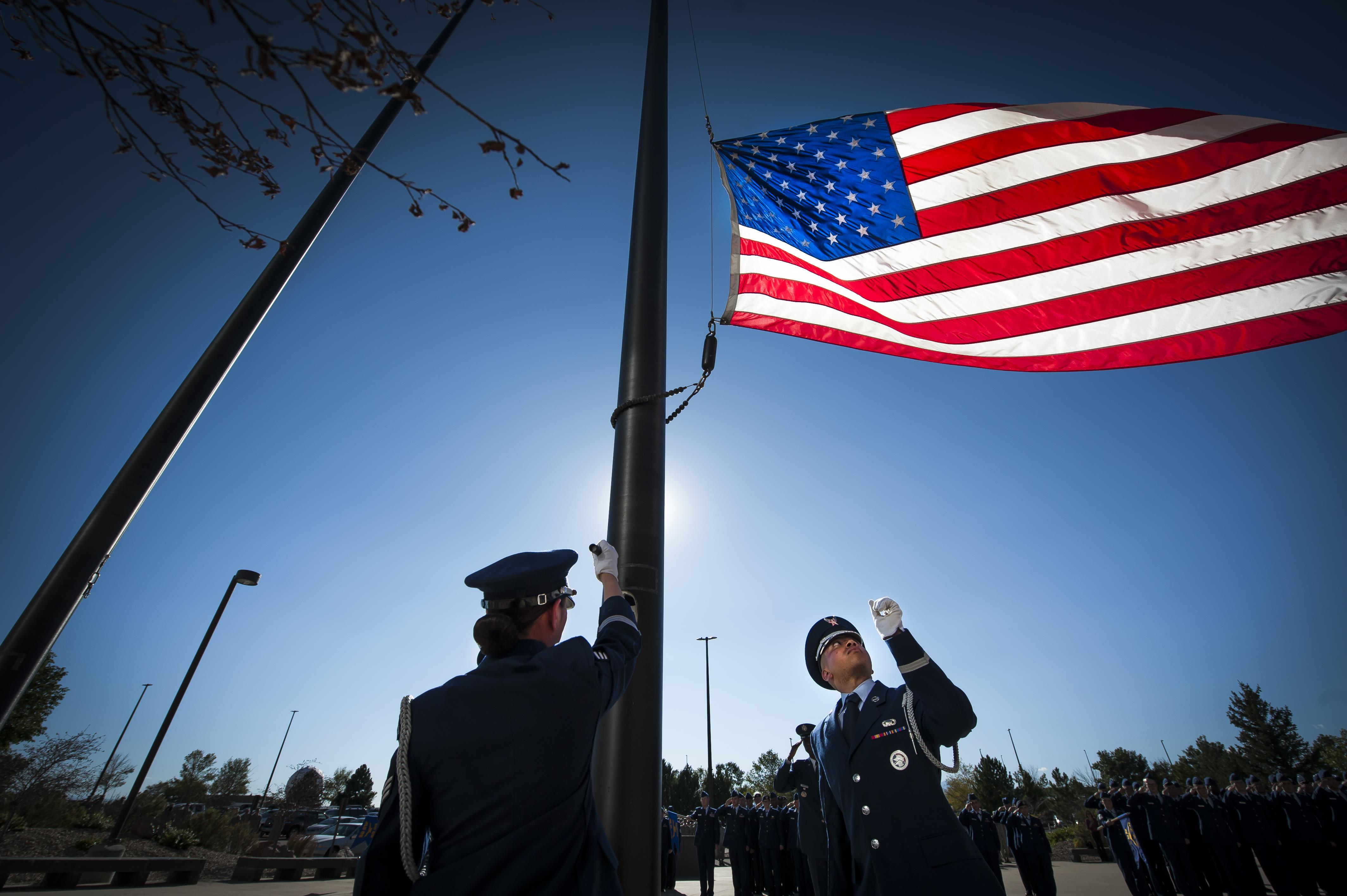 Reveille, Retreat etiquette > 624th Regional Support Group > Article ...