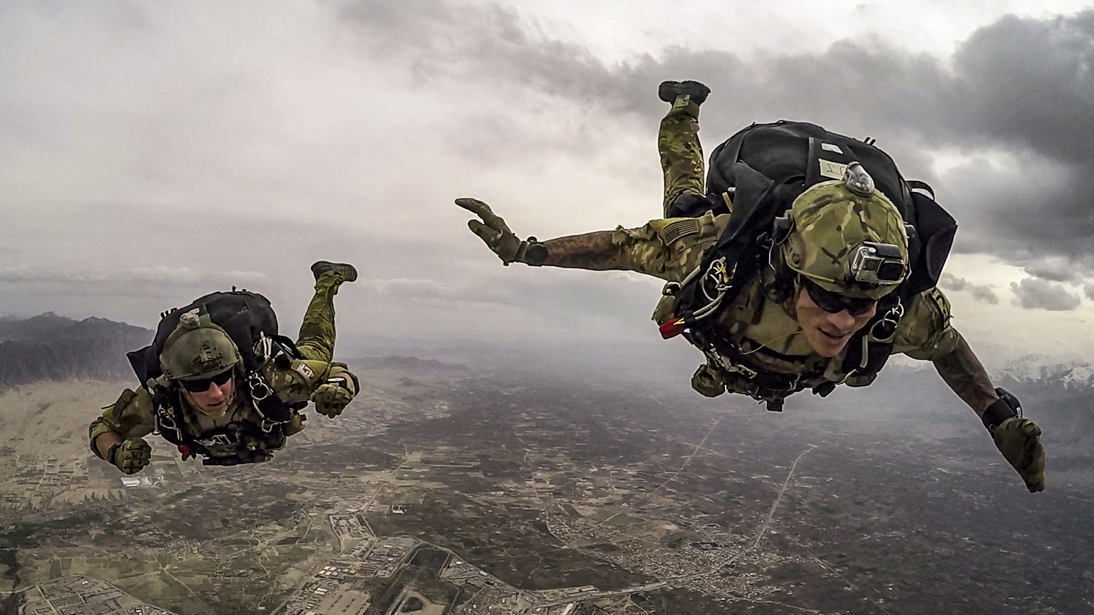 Airmen Aloft | U.S. Department of War