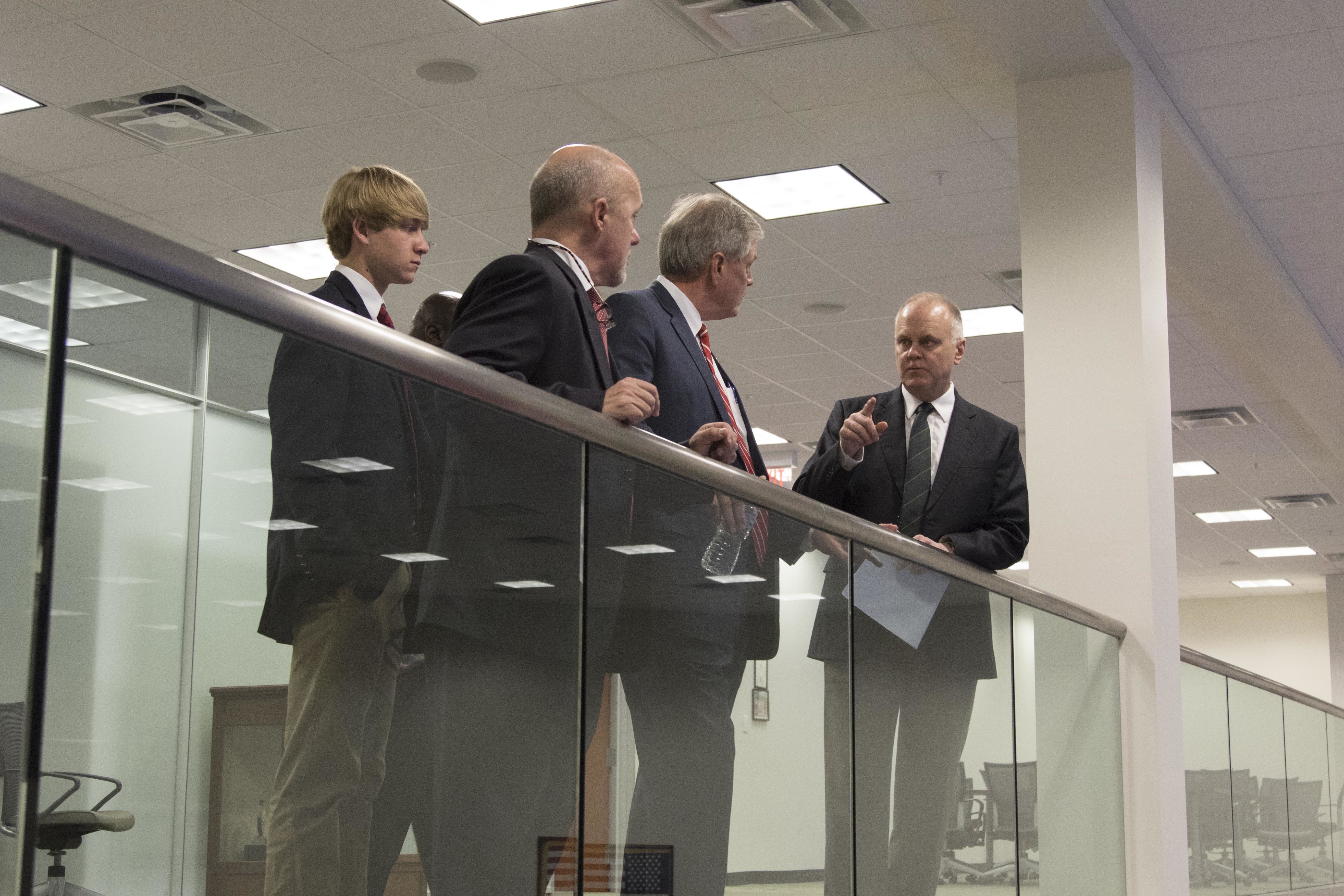 Congressman makes first visit to U.S. Army Central Headquarters > U.S ...