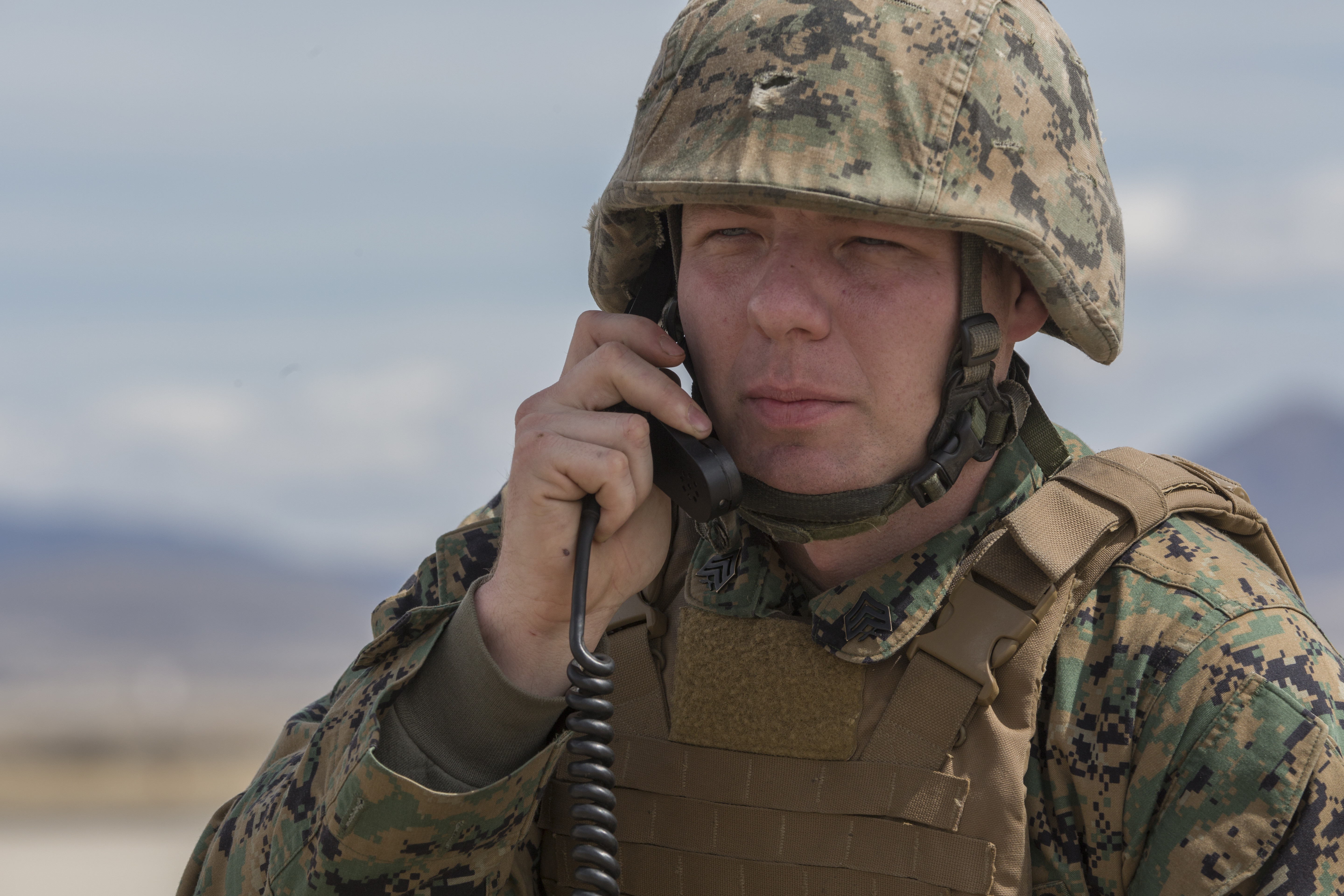 Marines with 2/14 conduct a live-fire HIMARS raid > United States ...