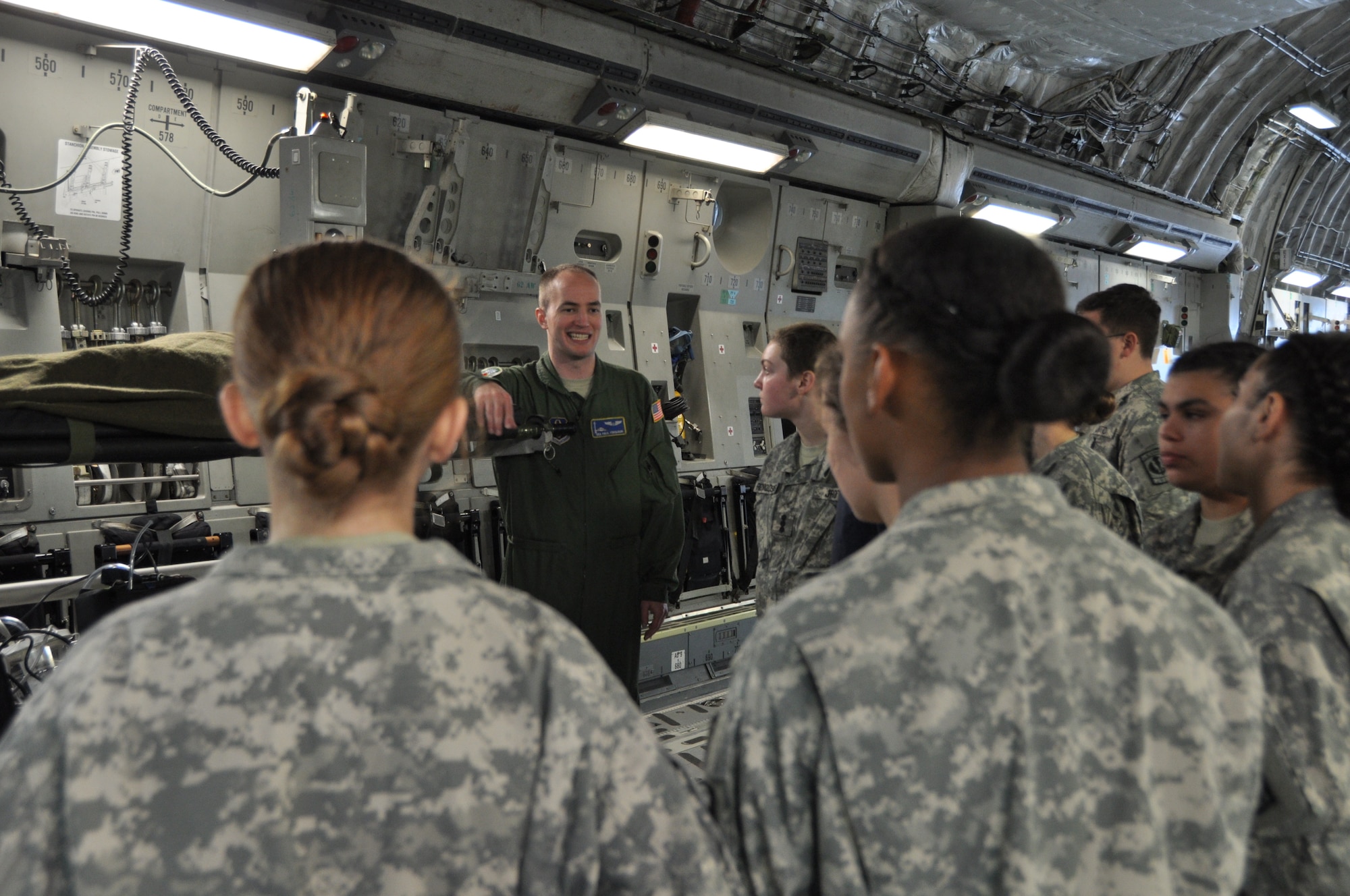 Cadets catch a glimpse of the future > 446th Airlift Wing > News