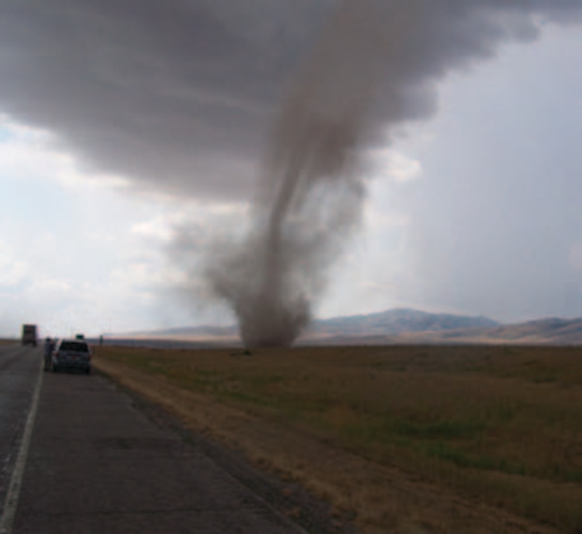severe thunderstorm logo