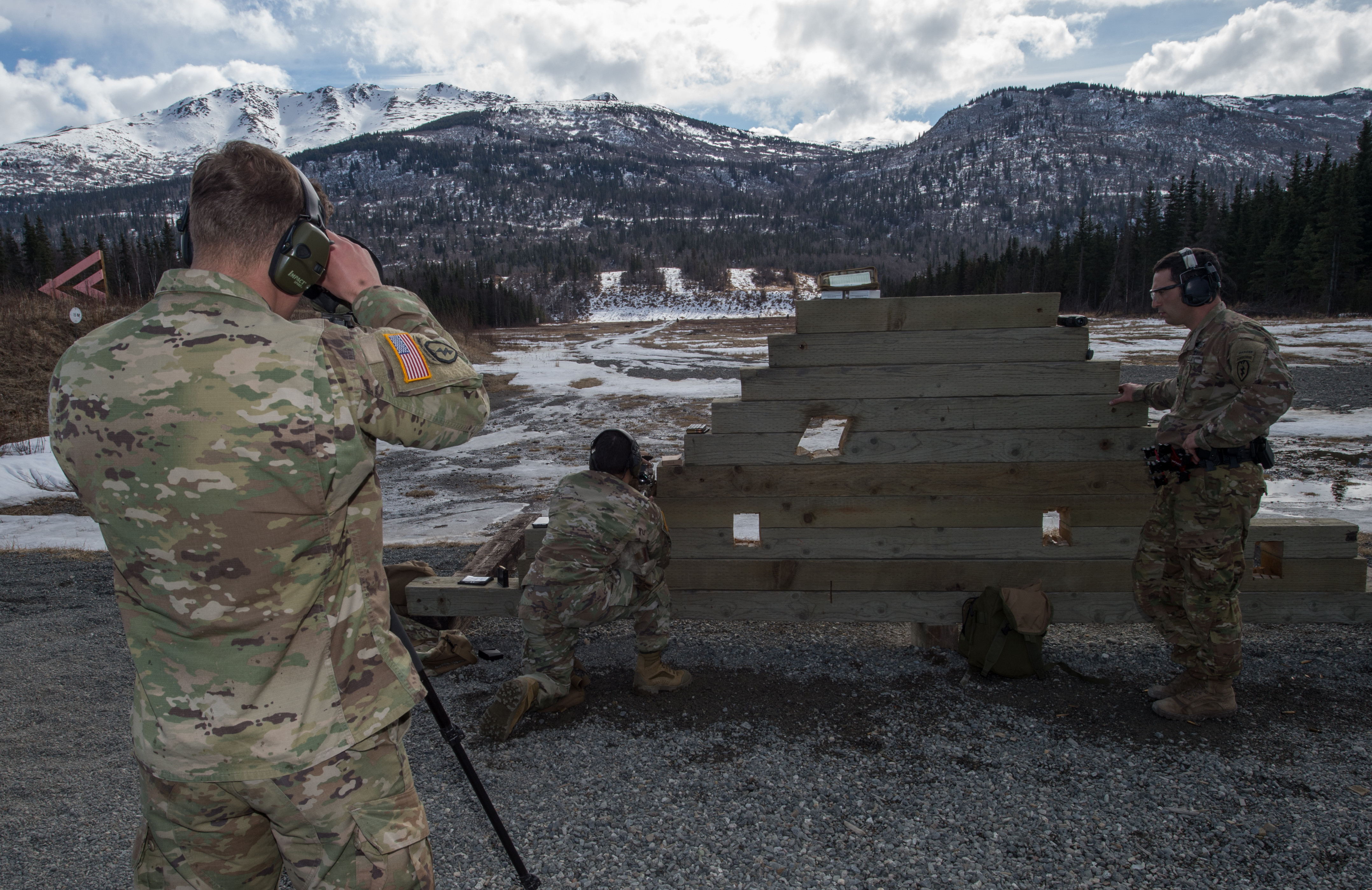 Lethality: U.S. Army Alaska snipers conduct stress shooting drills ...