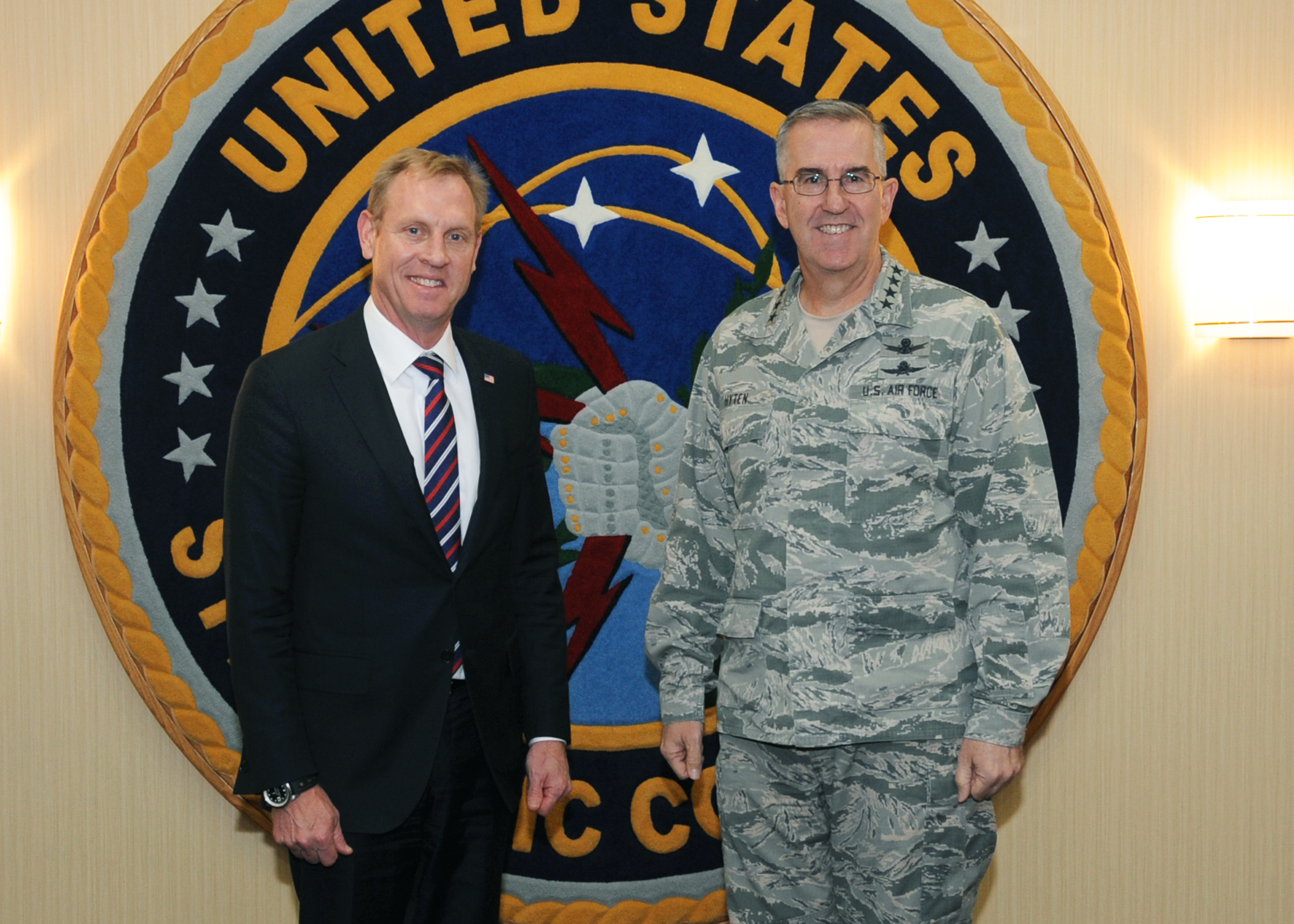 DepSecDef visits USSTRATCOM