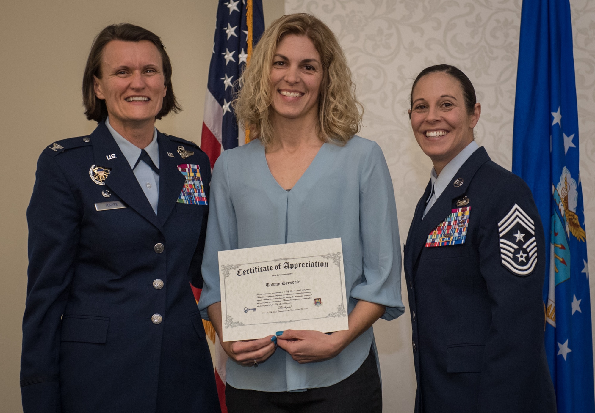 Key Spouse Mentors appreciated for service to Wing > 932nd Airlift Wing ...