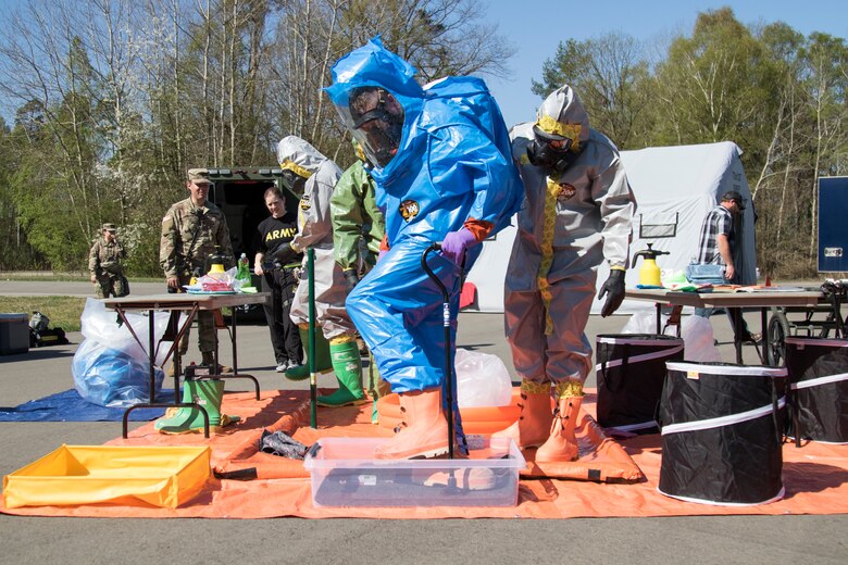 U.S. Army Reserve Soldiers achieve CBRN readiness with Dugway Mobile ...