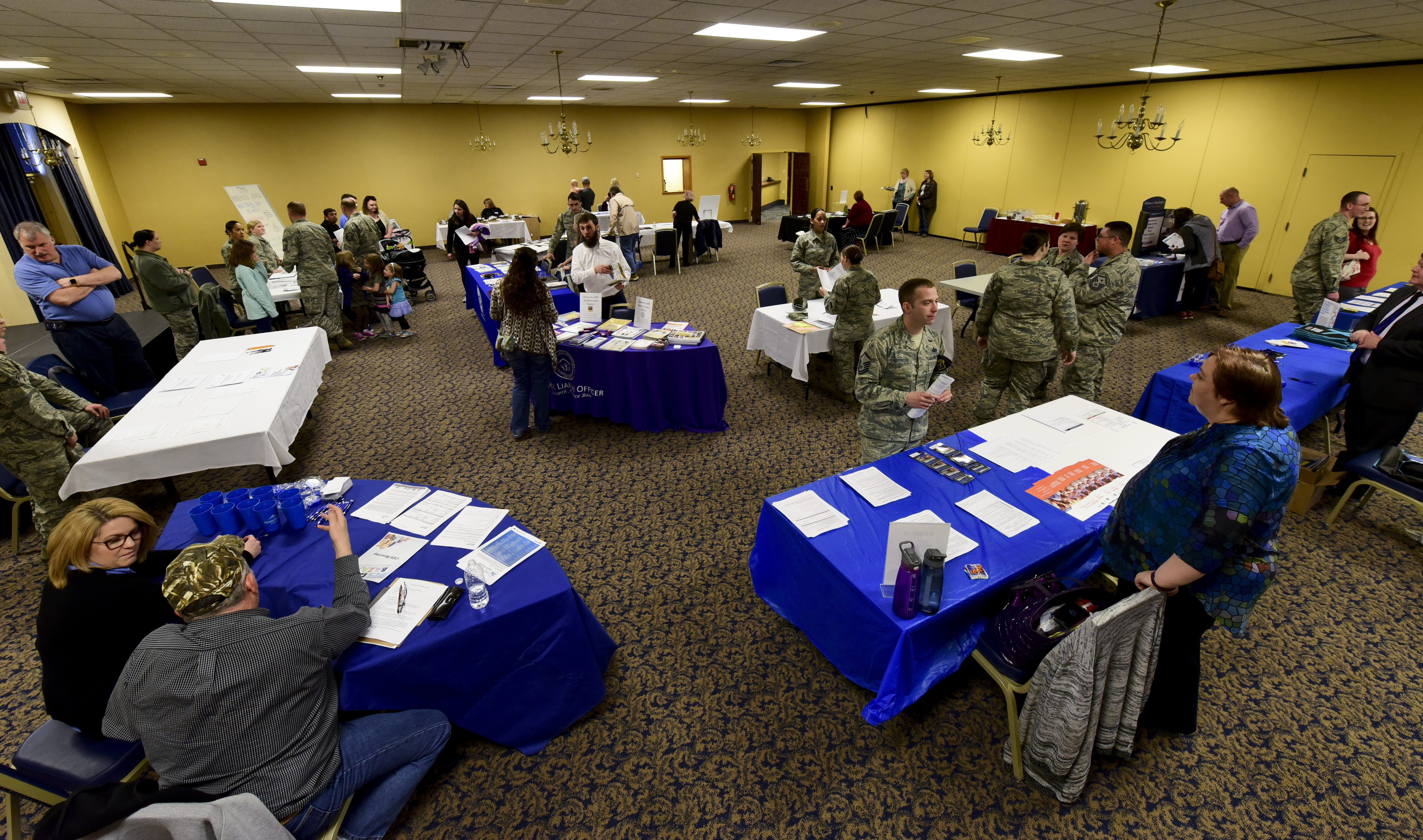PCS Bazaar educates Airmen, families > Ellsworth Air Force Base ...