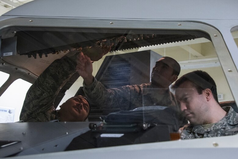 373rd Training Squadron maintains maintainers > Travis Air Force Base ...