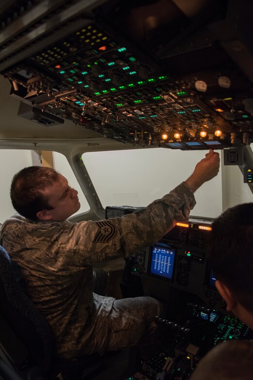 373rd Training Squadron maintains maintainers > Travis Air Force Base ...