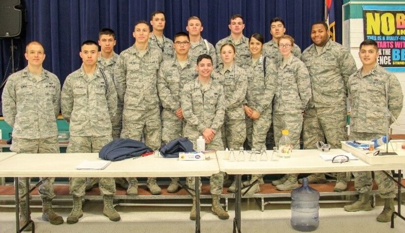USAFA Prep School hosts STEM outreach at elementary school > United ...