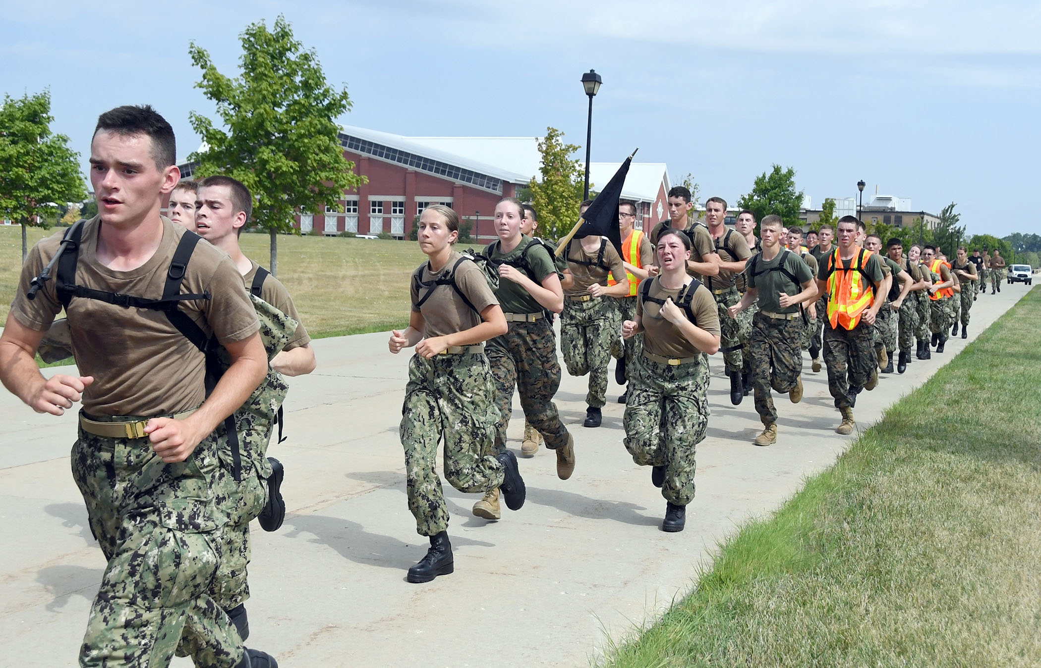 New NROTC Midshipmen Graduate Pilot Indoctrination Course > United ...