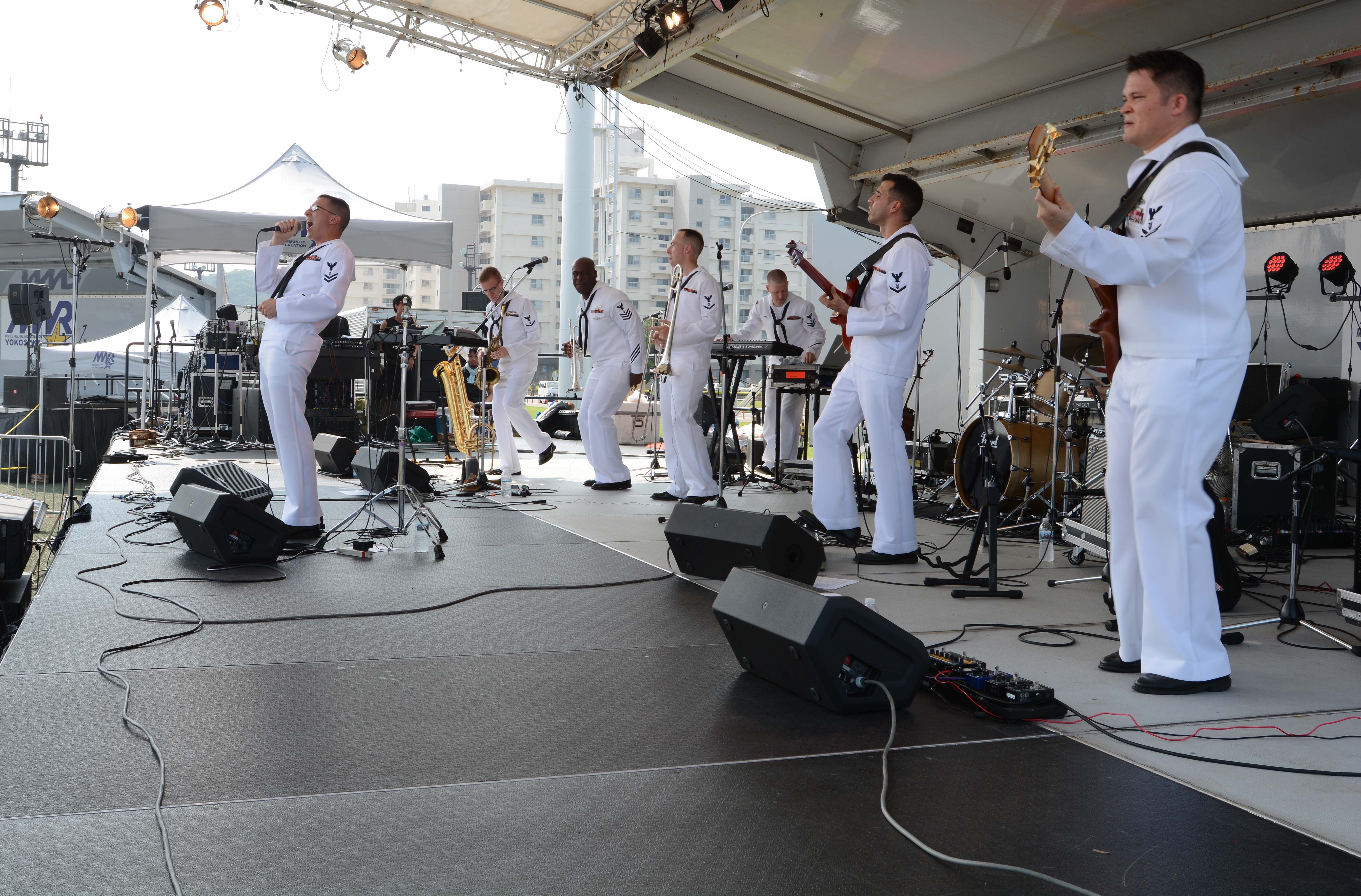 More than 38,000 Guests Visit Fleet Activities Yokosuka for Friendship ...