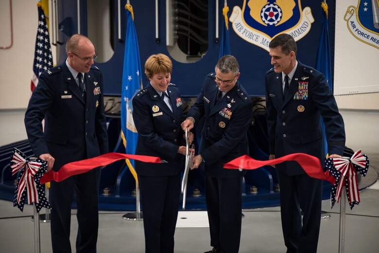 “School of Air Evacuation” celebrates 75th anniversary > Air Force ...