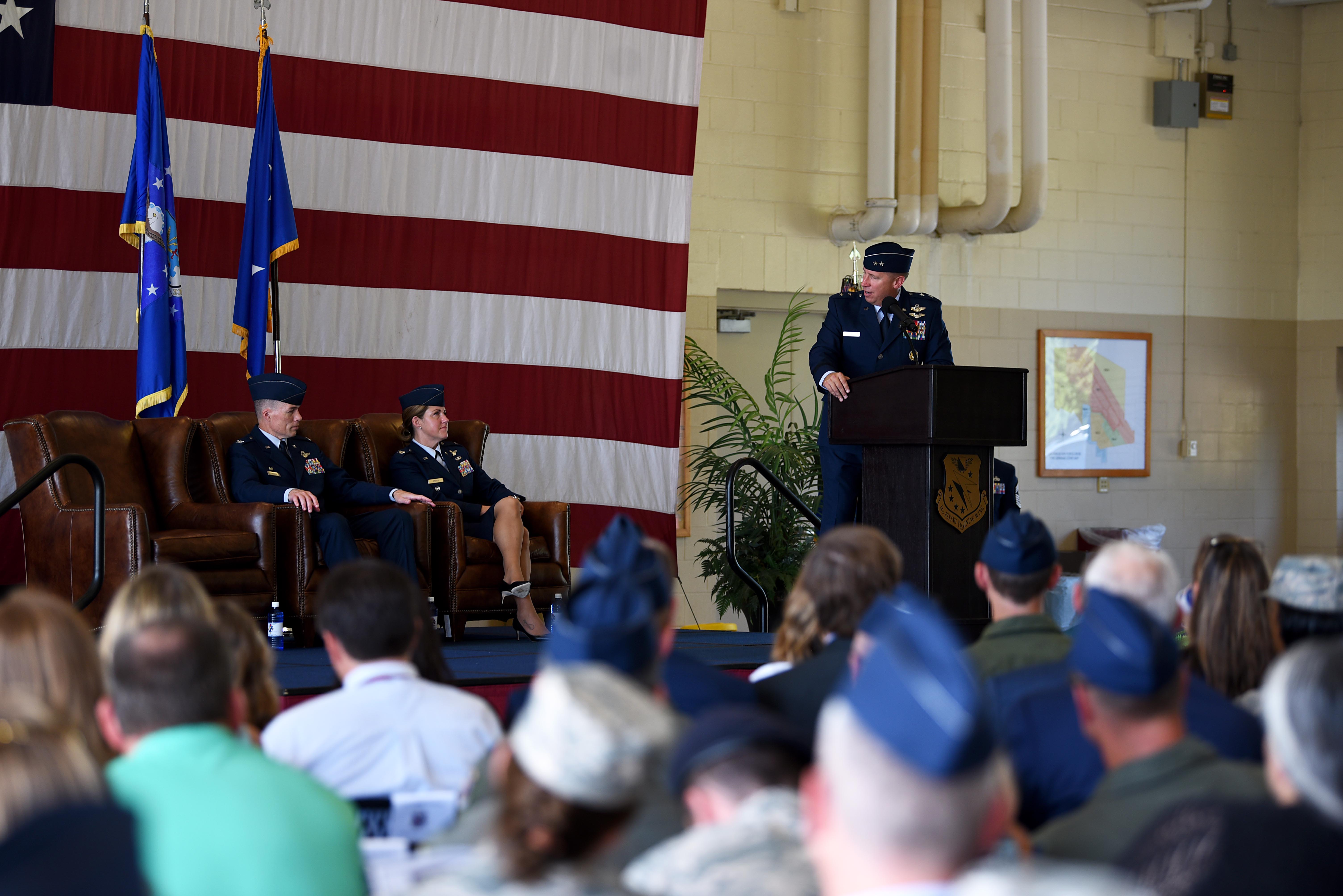 Weeks takes command of 14th FTW > Columbus Air Force Base > Article Display