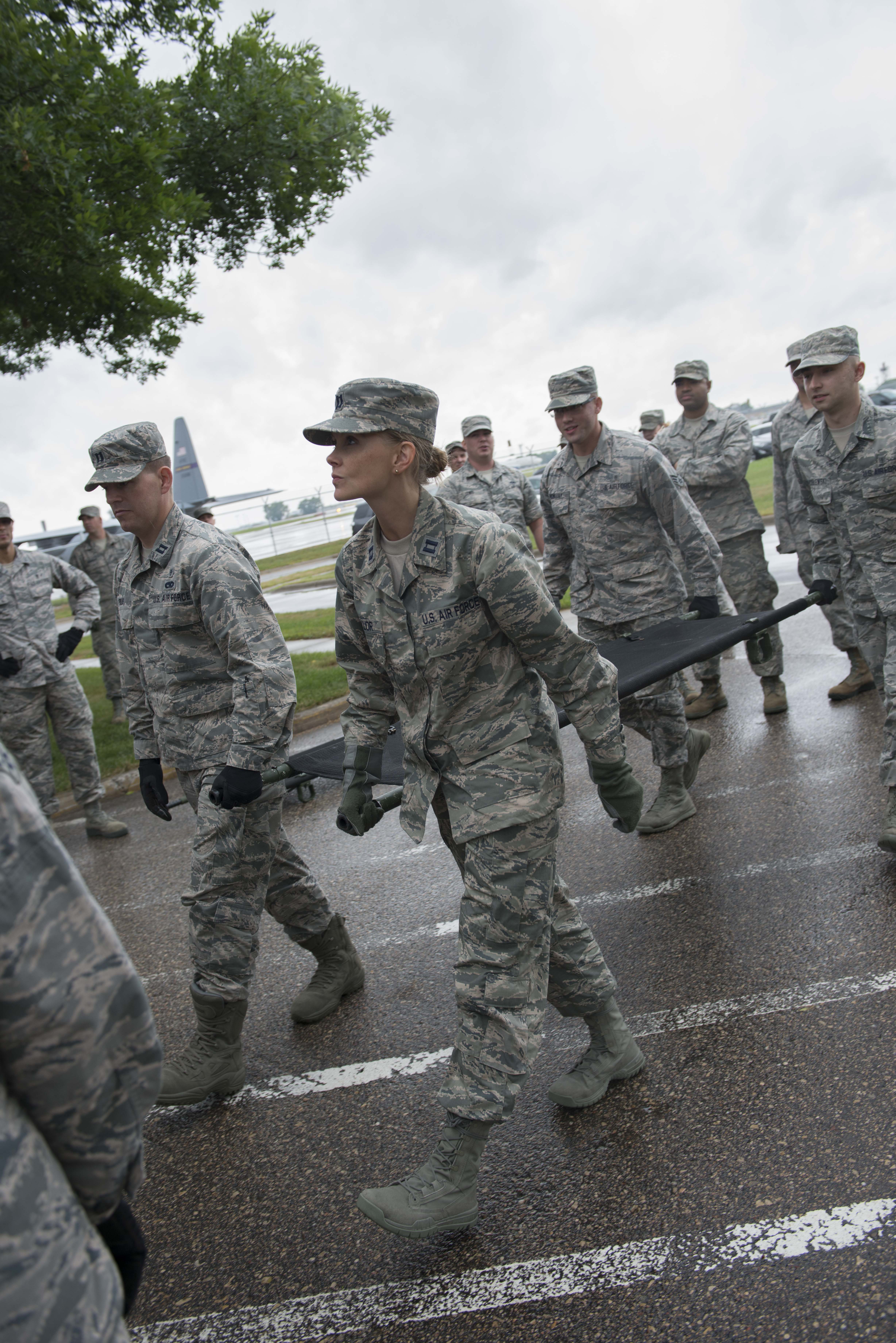 ASTS litter lift provides training for the field > Minneapolis-St Paul ...