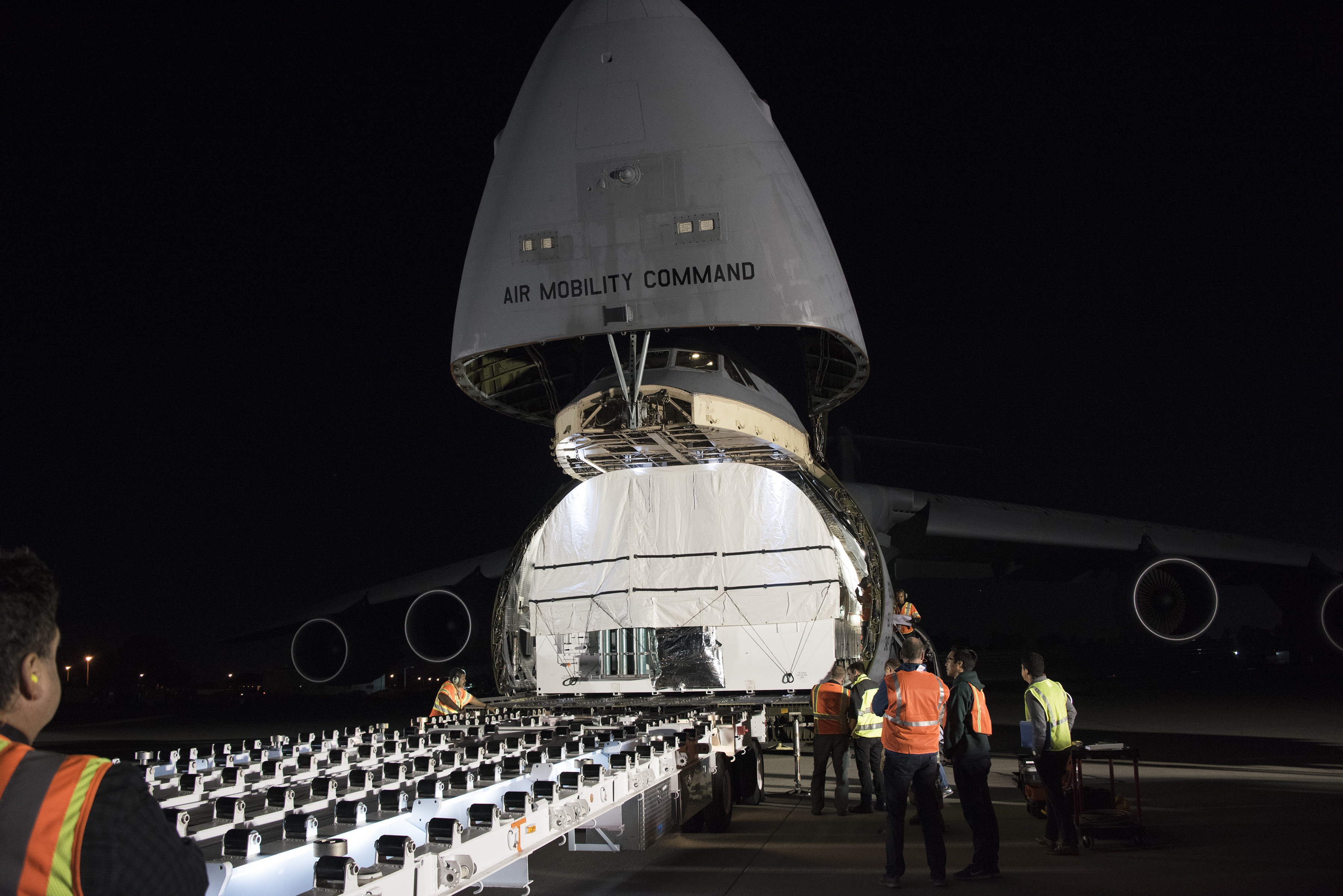 AEHF-4 Arrives in Florida, Prepares for Launch > Los Angeles Air Force ...