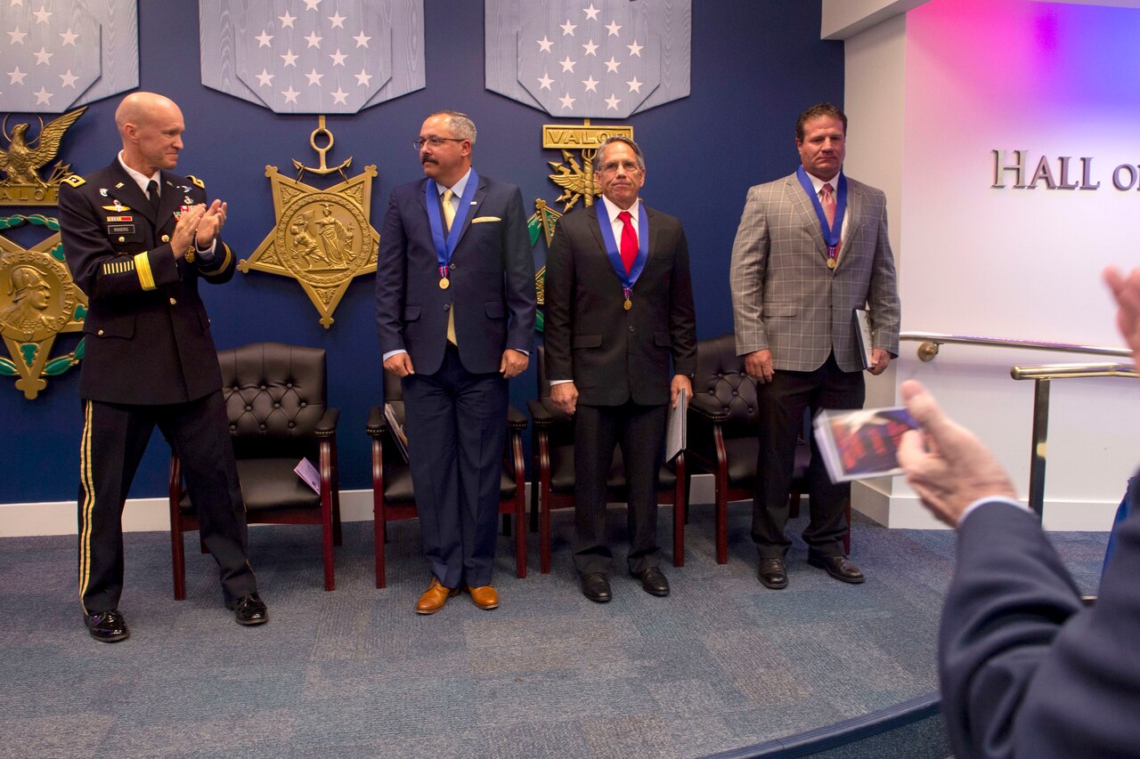 Civilian Contractors Receive Medal of Valor for Actions in Afghanistan ...