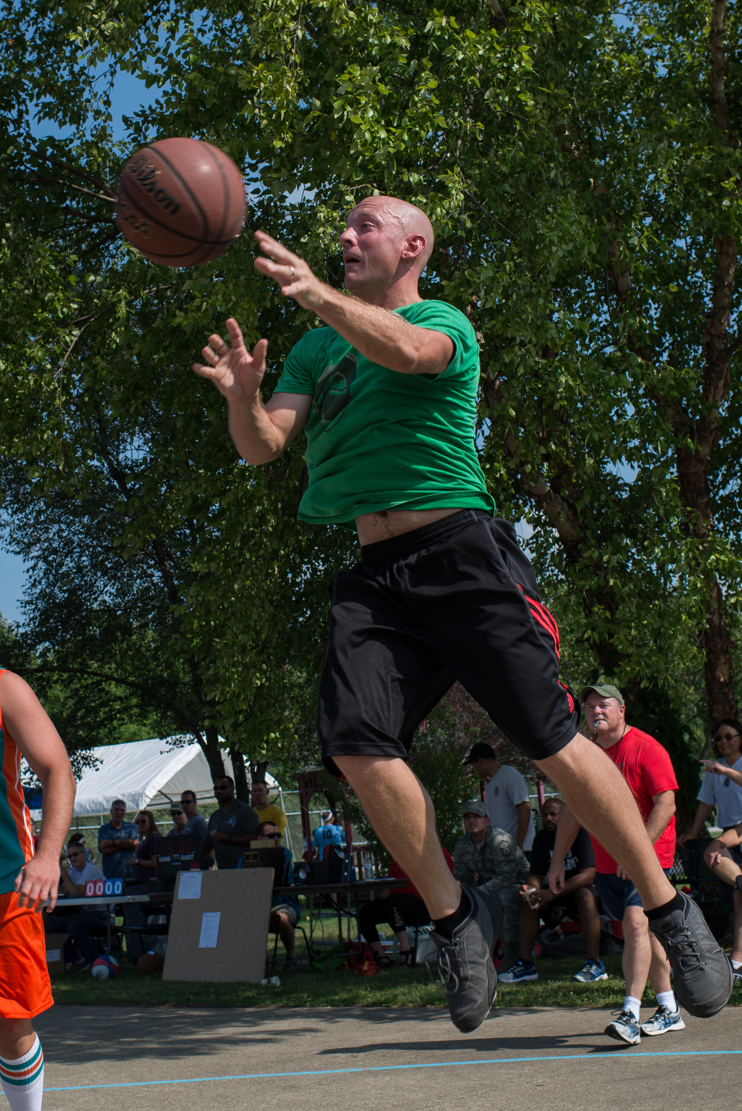Airmen compete in 3-on-3 basketball tournament at Hulman Field > 181st ...