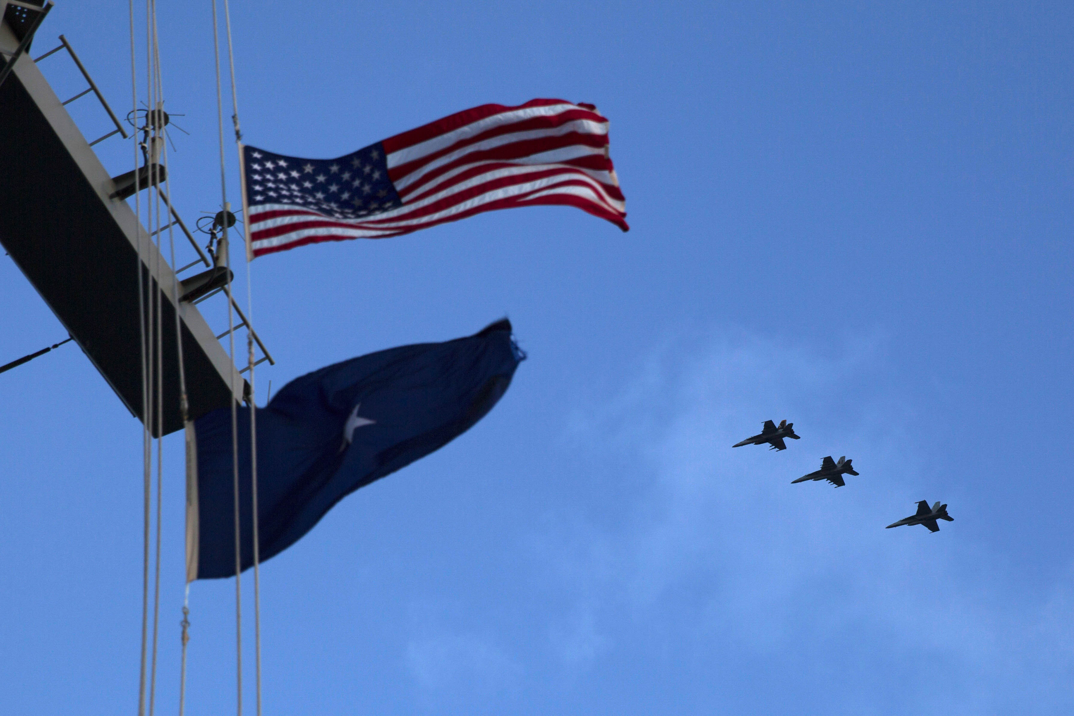 Carrier Air Wing 7 Takes to the Sky > United States Navy > News Stories