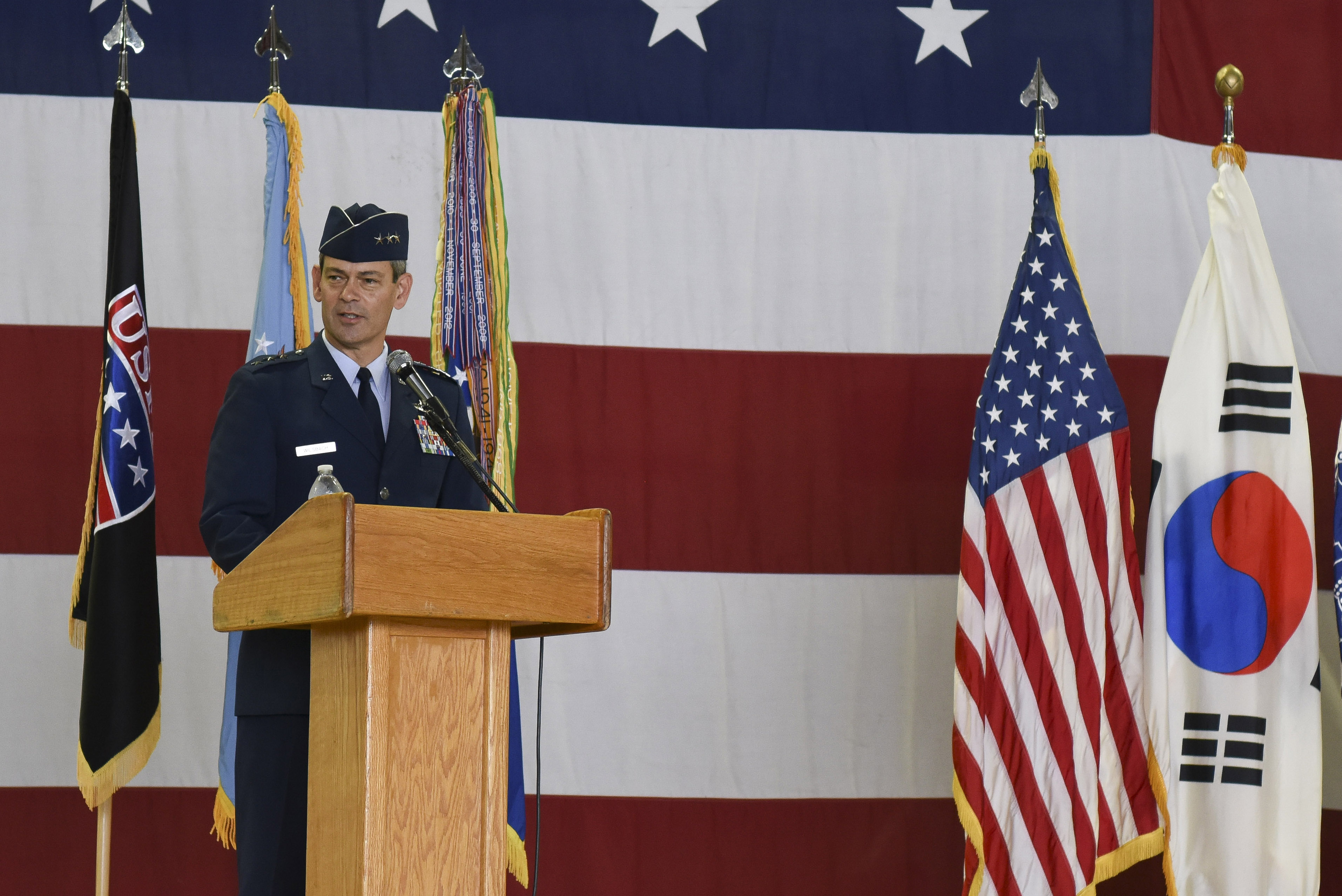 7 AF receives new commander during historic times > Seventh Air Force ...