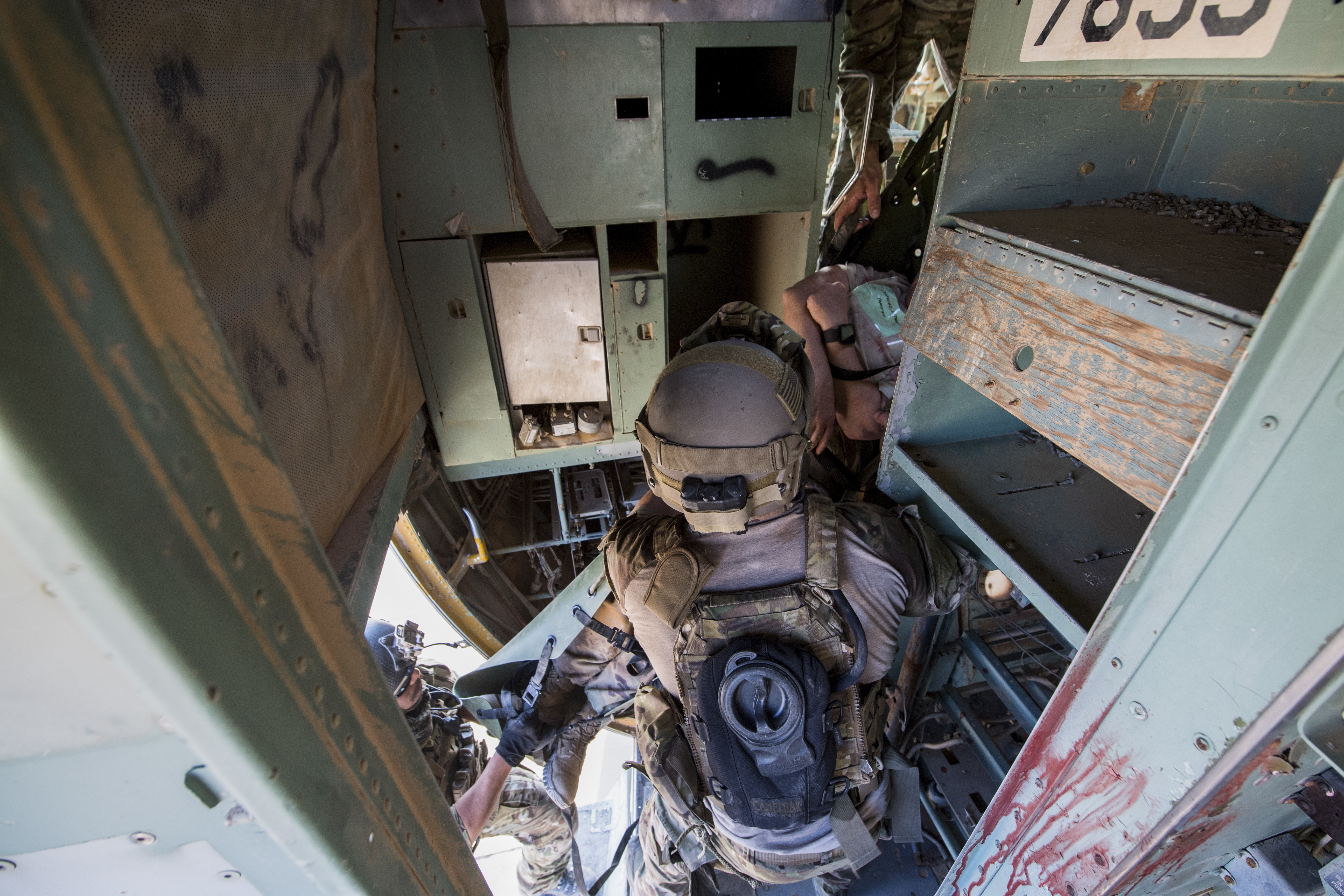 1st Expeditionary Rescue Group conducts combat search and rescue ...