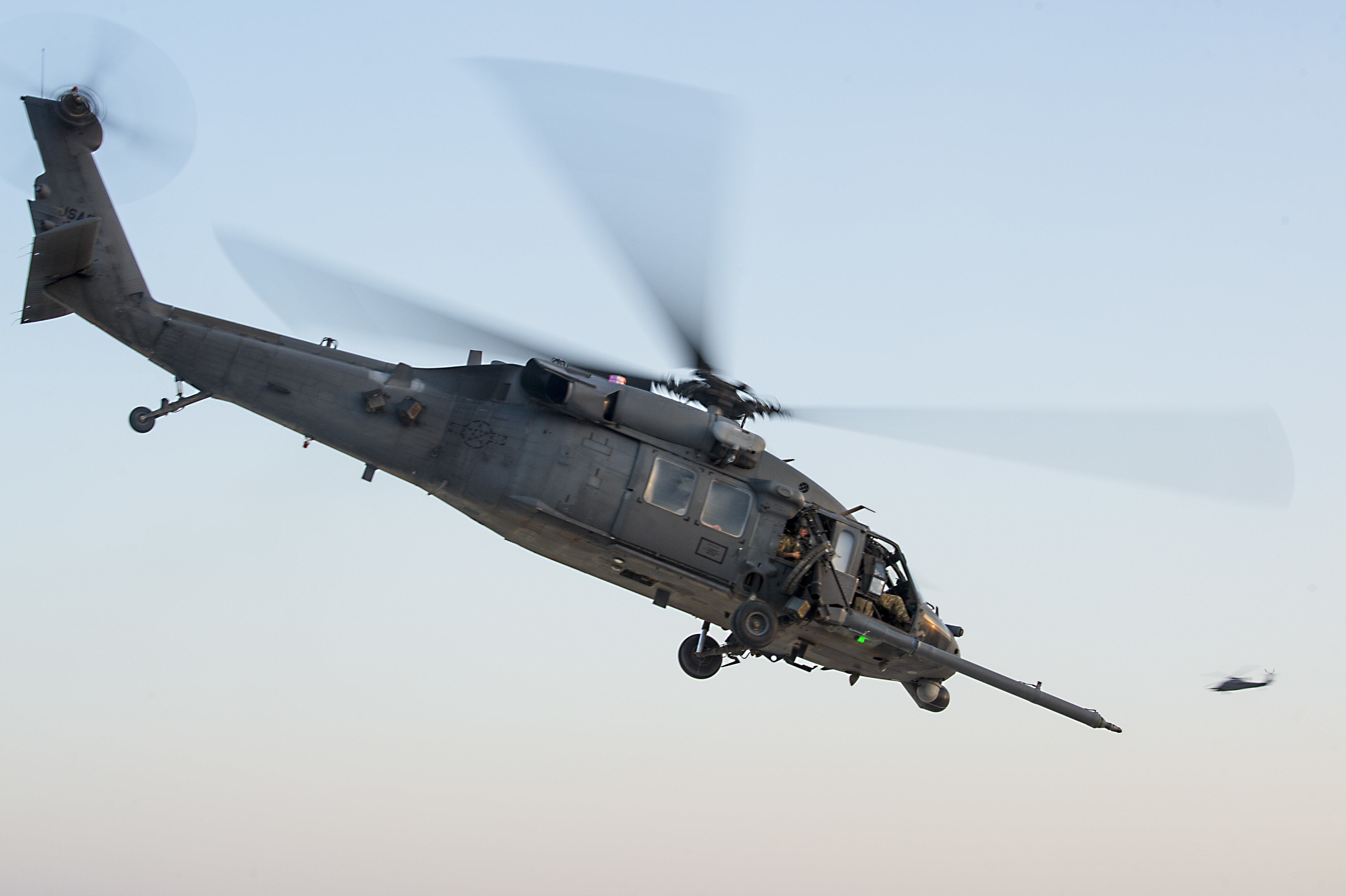 1st Expeditionary Rescue Group conducts combat search and rescue ...