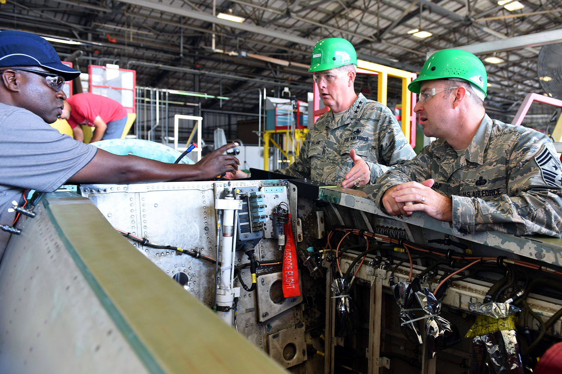 Air Force Sustainment Center commander visits Robins