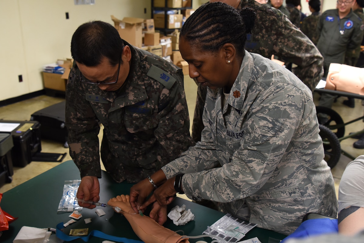 Gimhae Hospital hosts first US, South Korea trauma training > Air Force ...