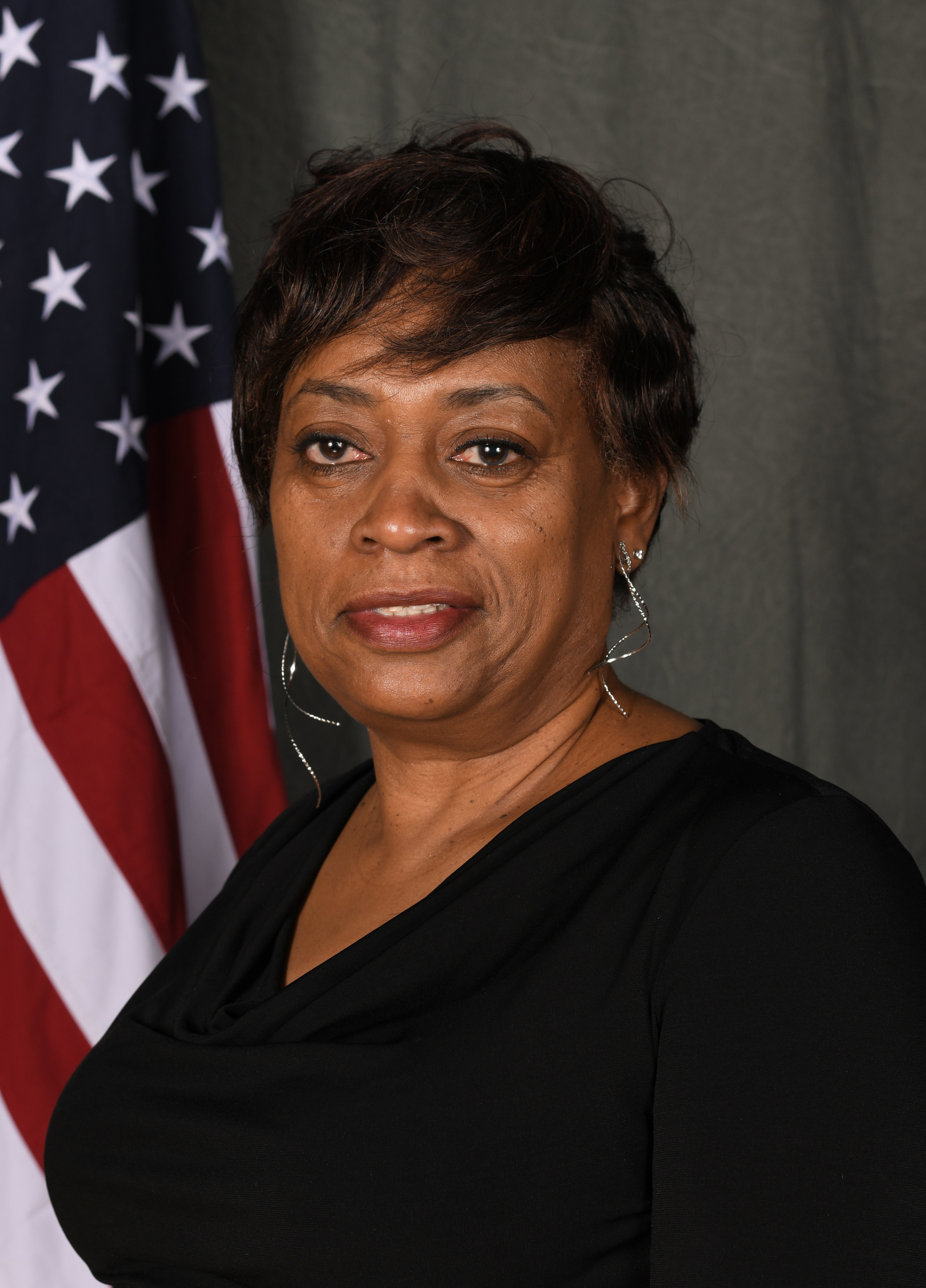 Achievements of top soldiers and airmen recognized during awards and ...