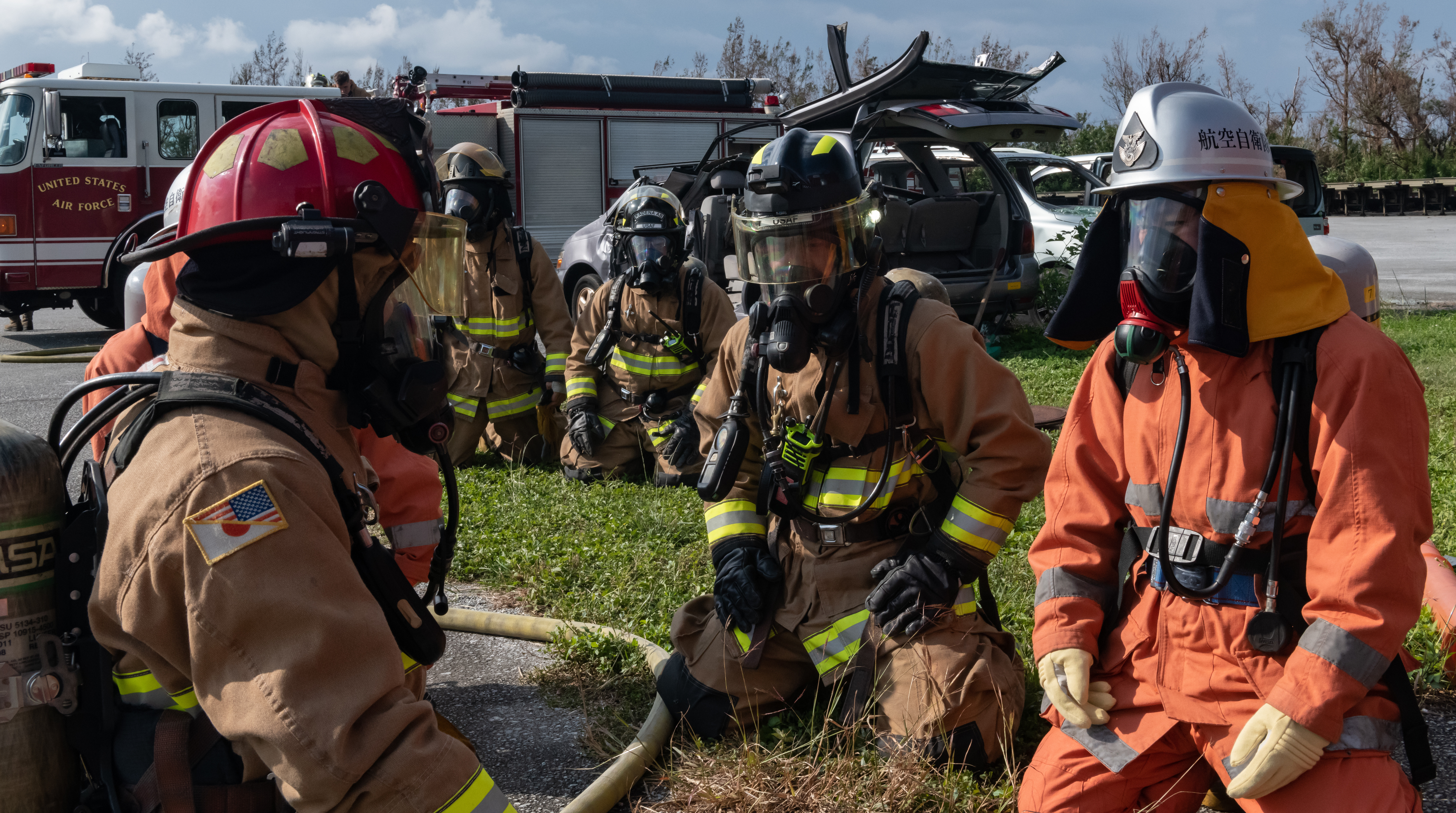 Kadena and Naha firefighters fired up for bilateral training > Kadena ...