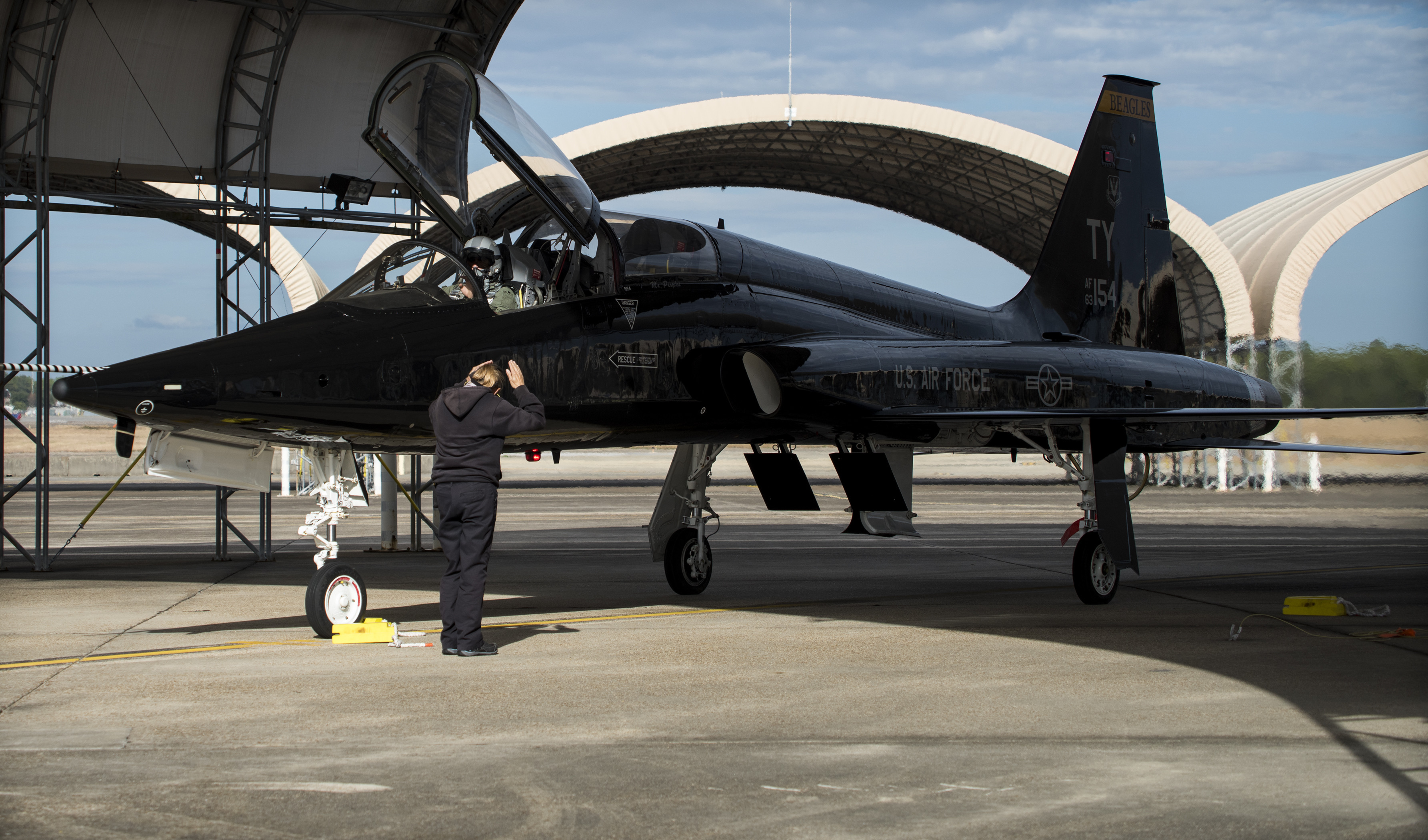The USAF's supersonic jet trainer arrives: T-38 Talon