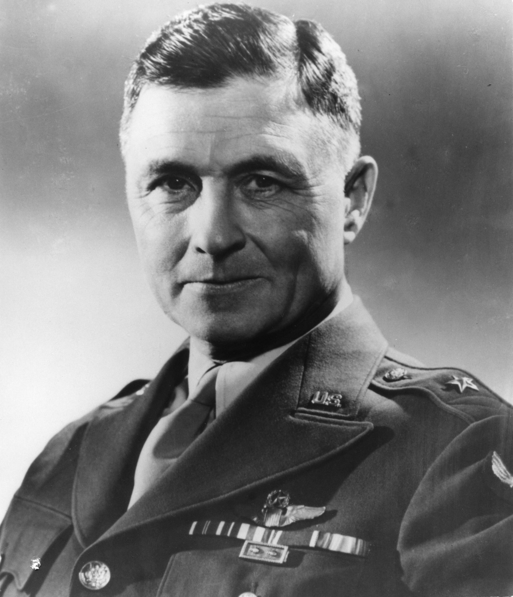MAJOR GENERAL EUGENE LOWRY EUBANK > Air Force > Biography Display