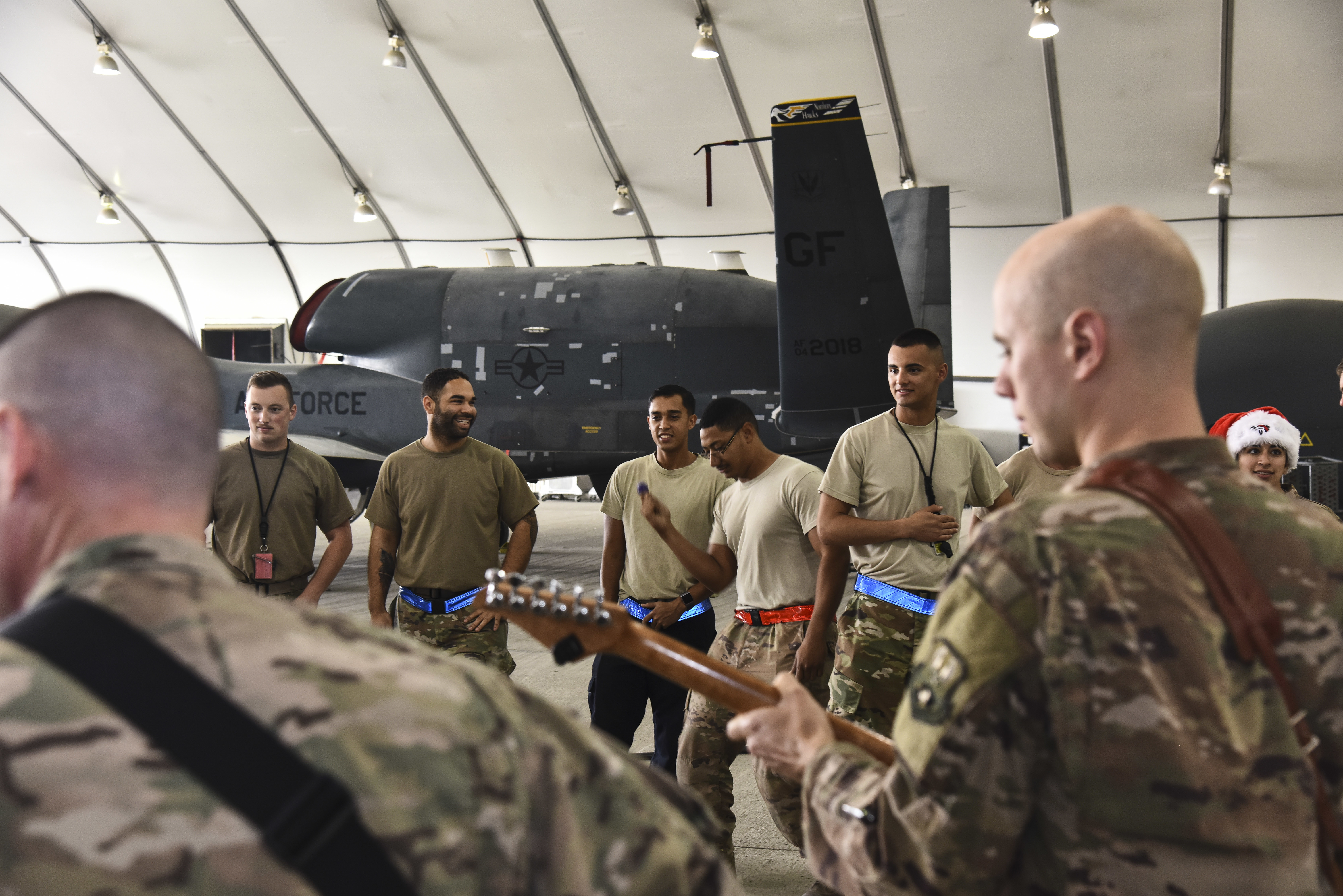 181204-F-SQ280-002