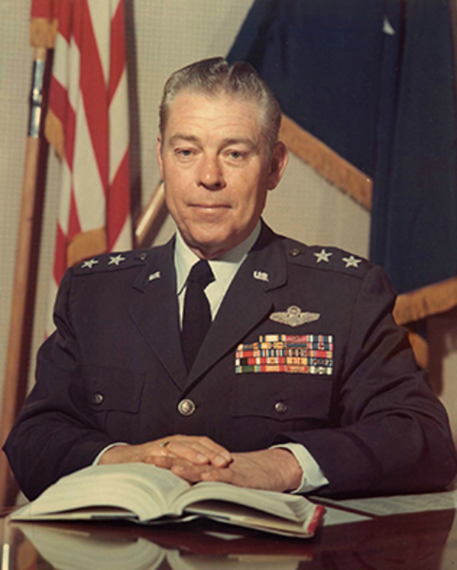 MAJOR GENERAL JOHN R. HINTON JR. > Air Force > Biography Display
