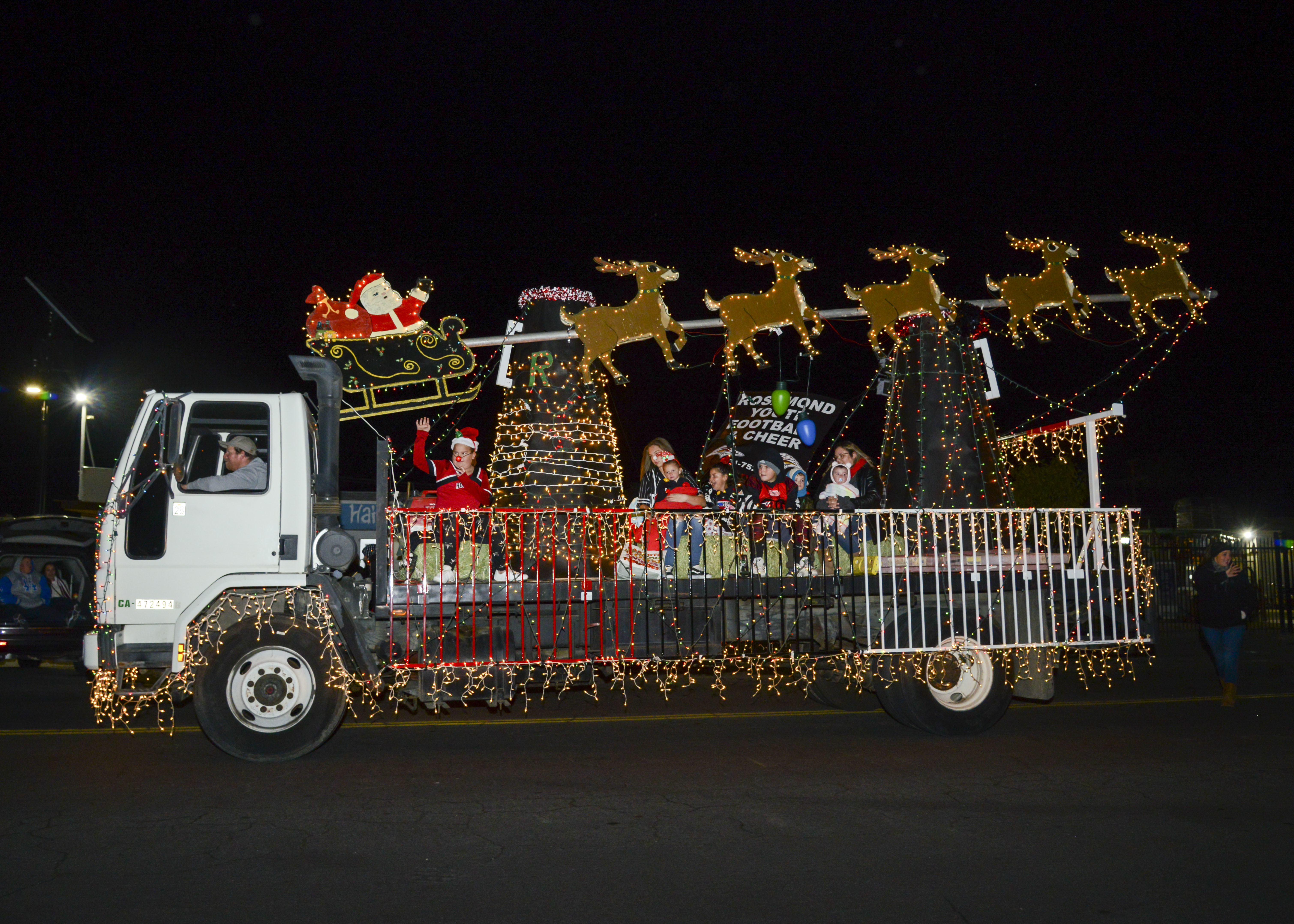 Team Edwards shares holiday spirit with local communities > Edwards Air ...