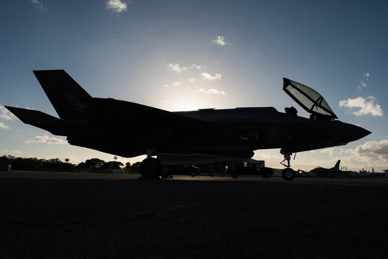 First Australian F-35s pass through Hawaii > Pacific Air Forces ...