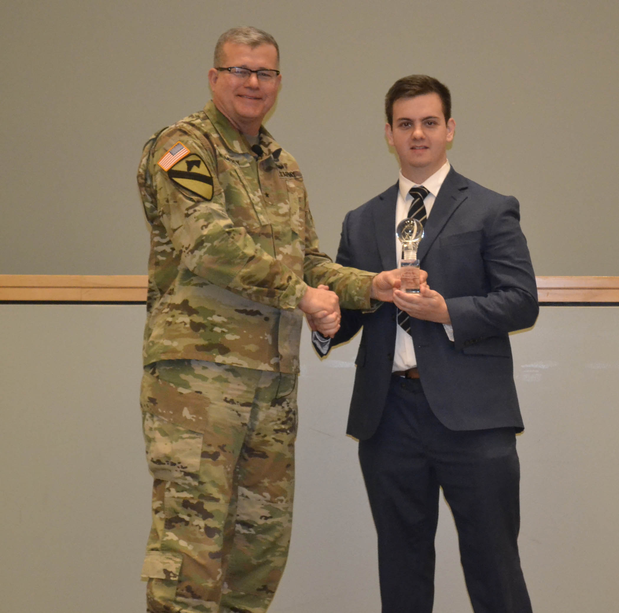 DLA Troop Support commander holds year-end town hall > Defense ...