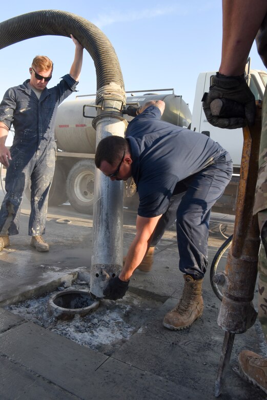 Rapidly repairing the runway > Air Force Civil Engineer Center ...