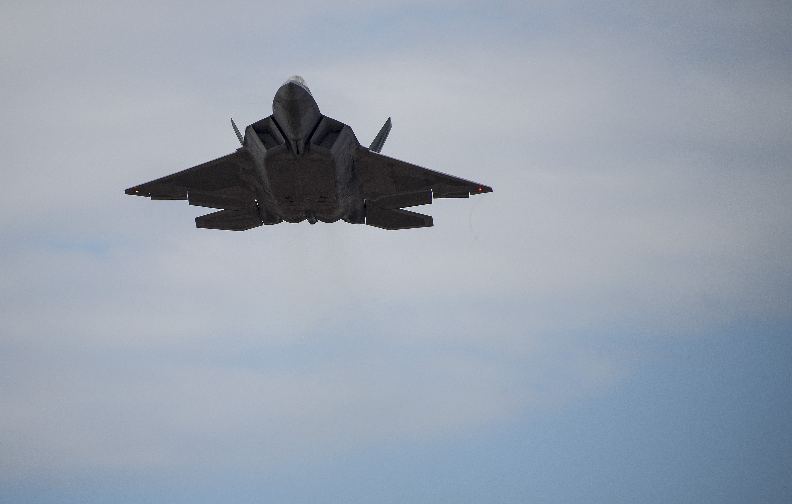 Raptor roars > Eglin Air Force Base > Article Display