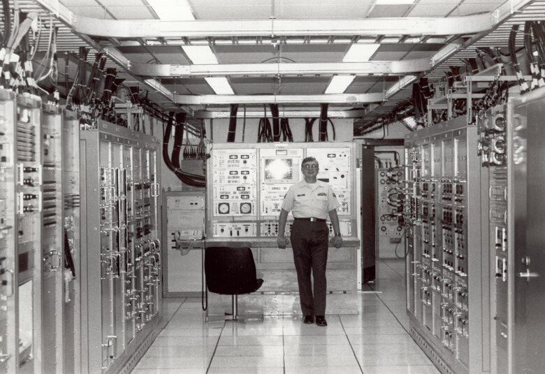 Modernization: USAF Analog to digital efforts in the late 1970s and ...