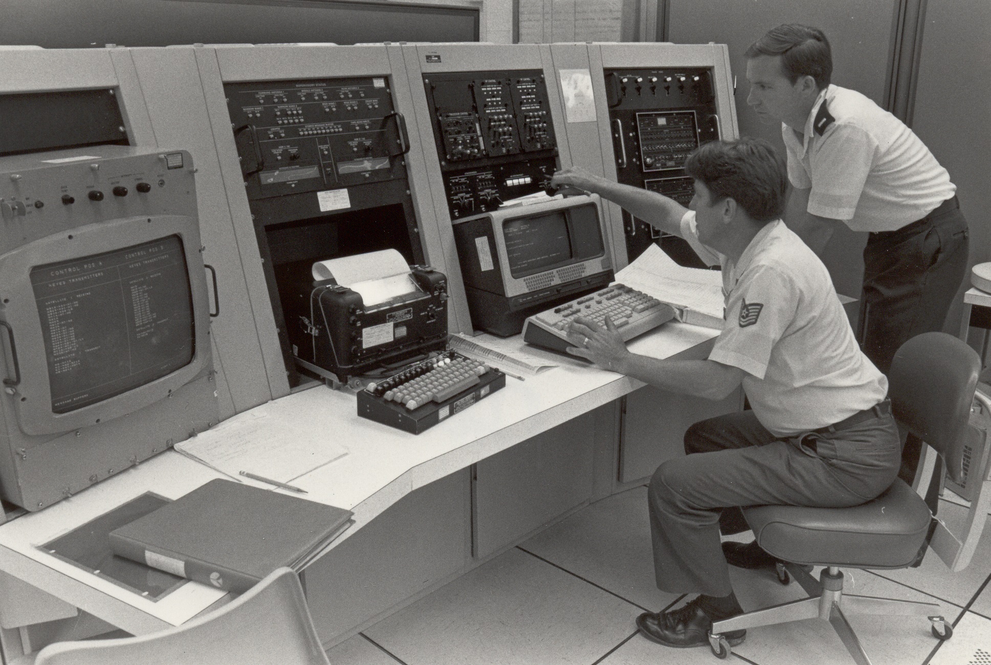 Modernization: USAF Analog to digital efforts in the late 1970s and ...
