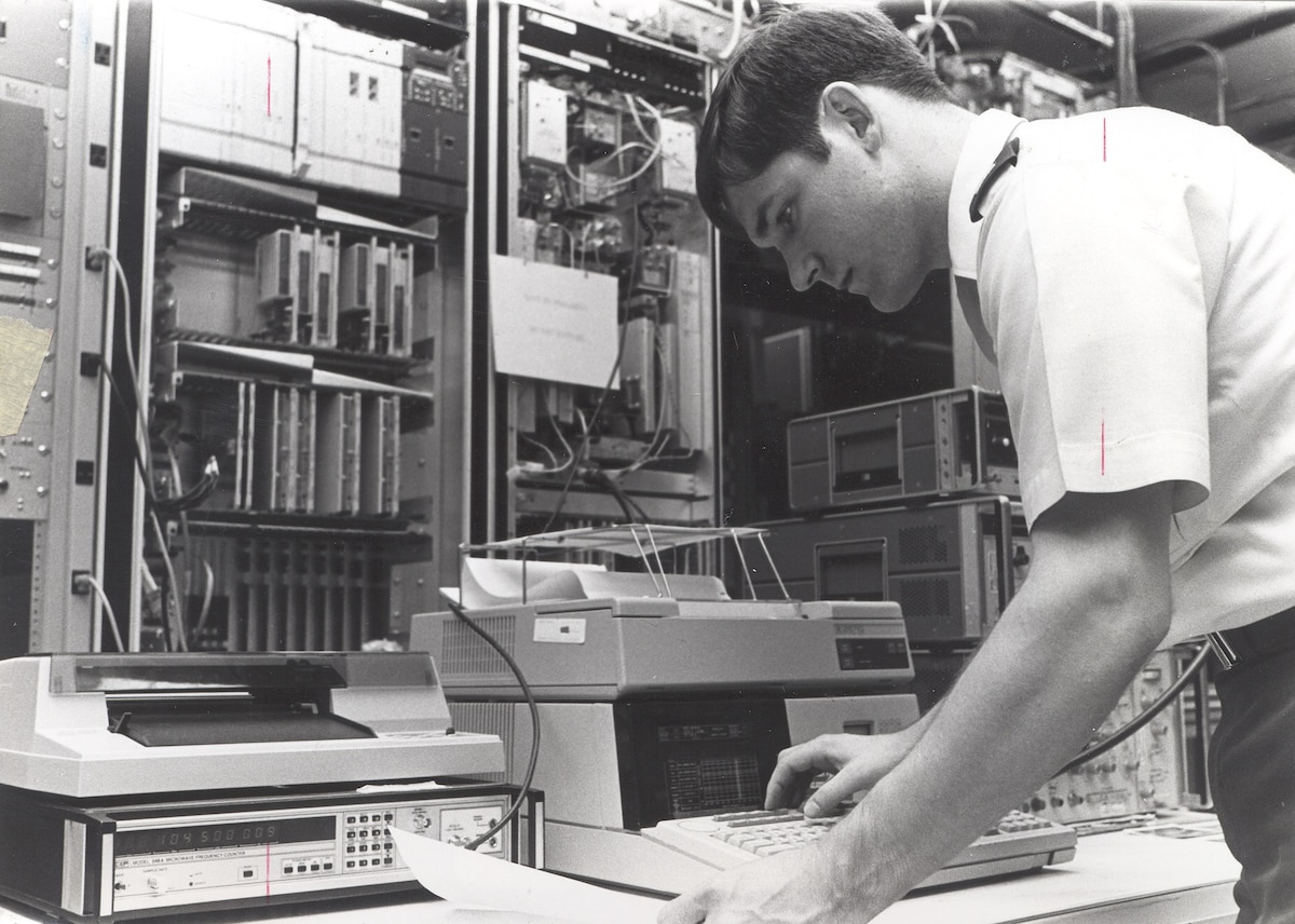 Modernization: USAF Analog to digital efforts in the late 1970s and ...