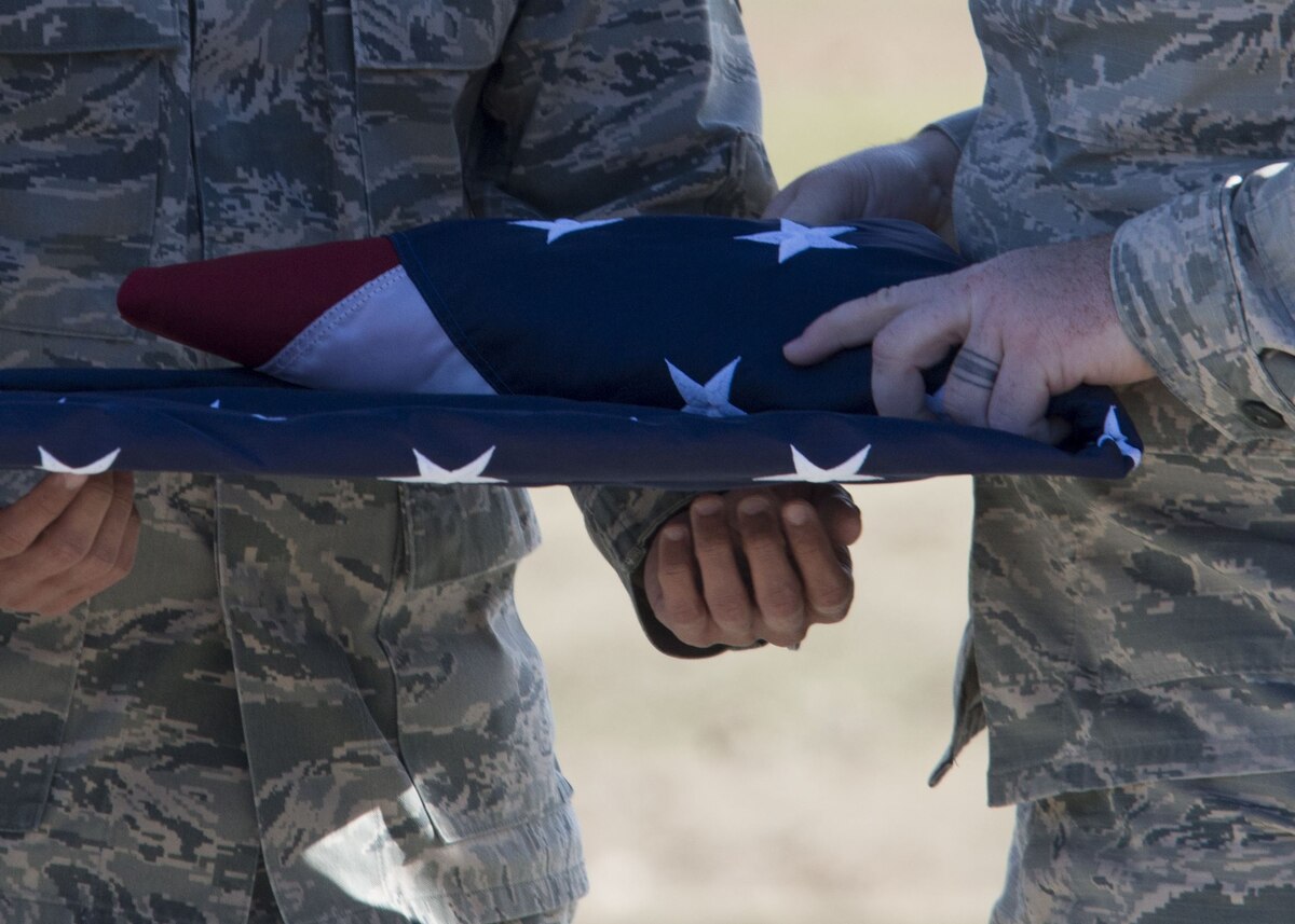 American flag ends worldwide tour at Shaw > Shaw Air Force Base ...