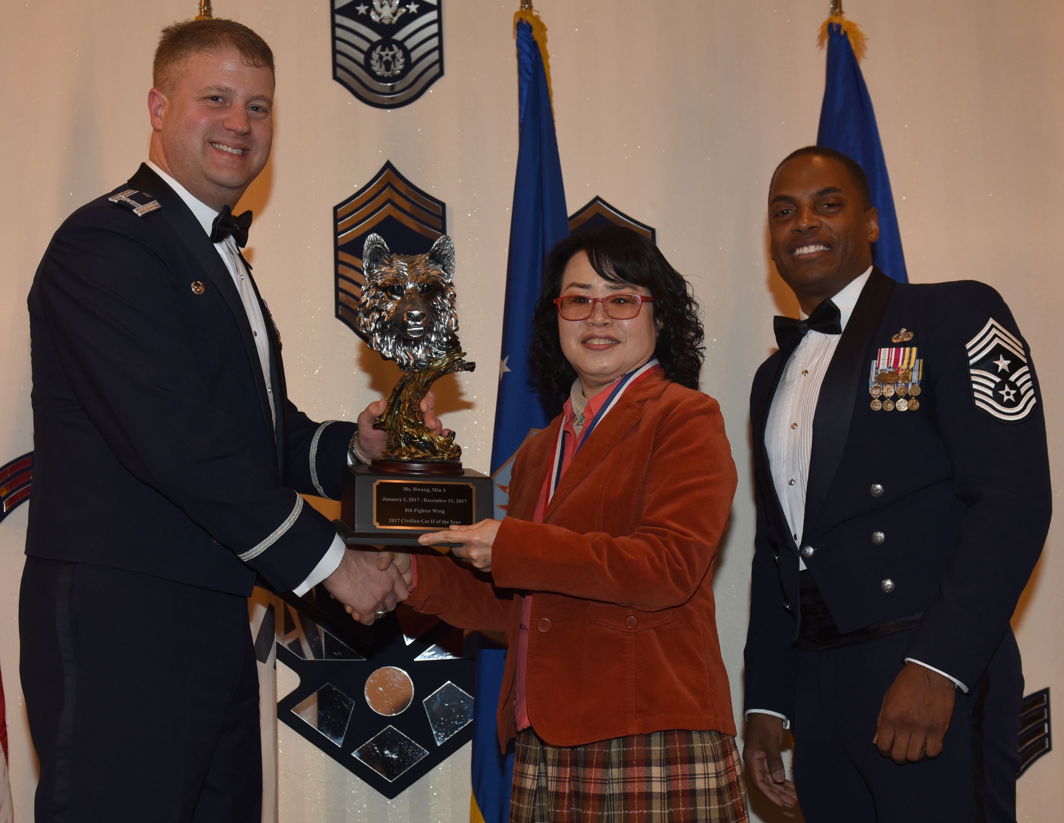 8th Fighter Wing reveal 2017 annual award winners > Kunsan Air Base ...