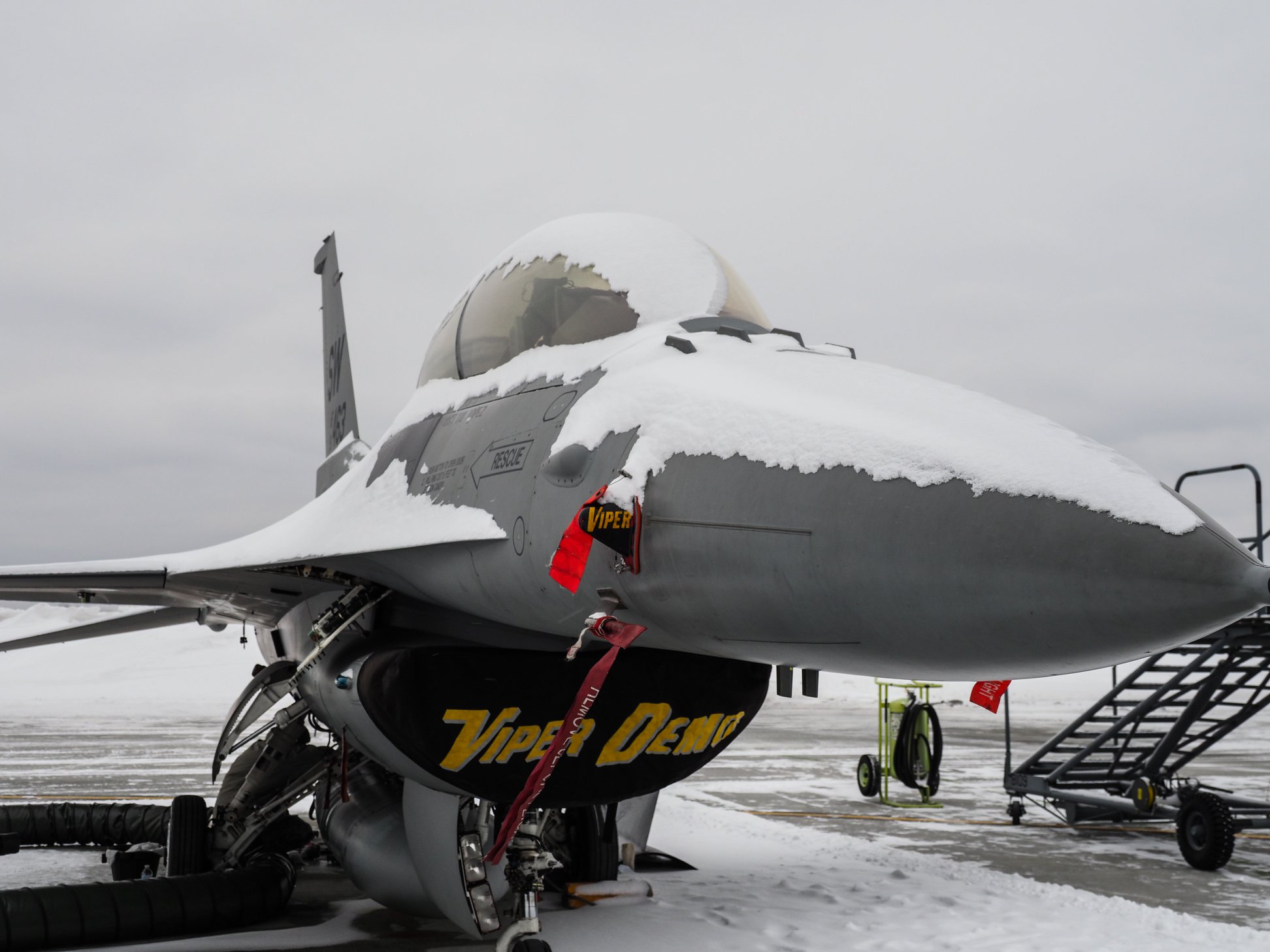 The Falcon and the snowman > Minneapolis-St Paul Air Reserve Station ...