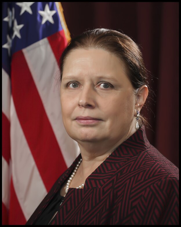 HNC employee earns DOD-level honors > U.S. Army Engineering and Support ...